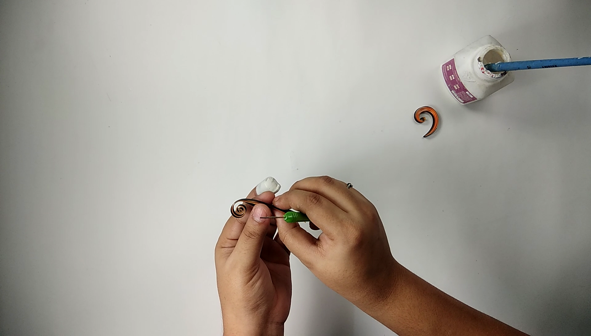 Easy and Beautiful Paper Wall Hanging : 7 Steps (with Pictures ...