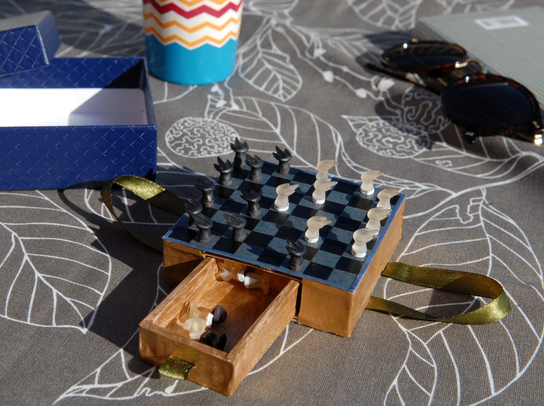 Shark Scale Inspired Portable Miniature Checkers : 10 Steps (with ...