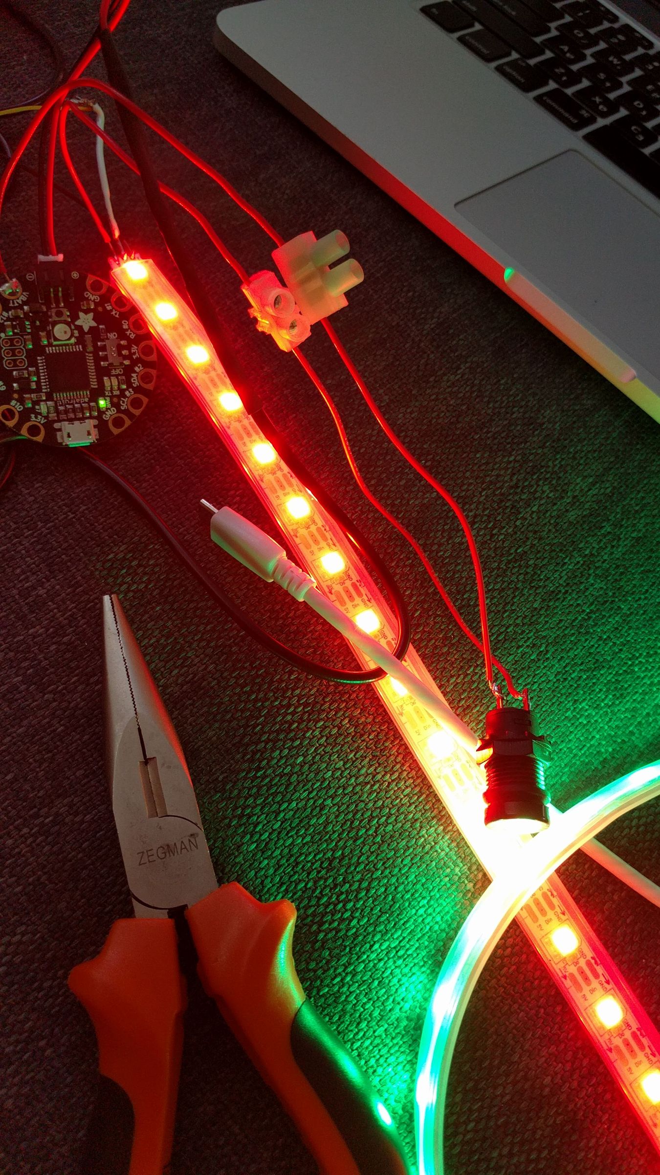 Living Rainbow- an Arduino Controlled Fiber Optic Cape : 10 Steps (with ...