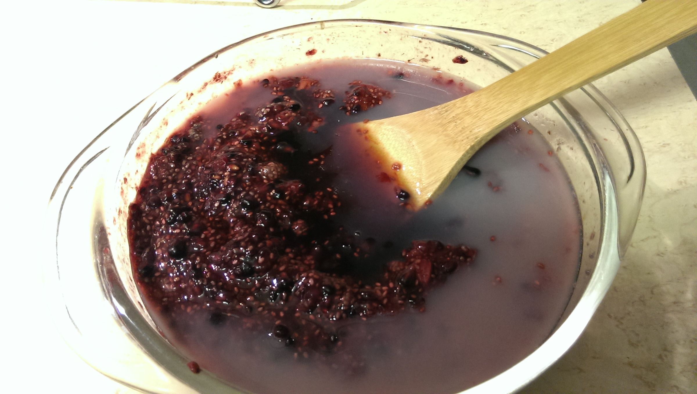 Raw Vegan Blackberry Jam : 5 Steps (with Pictures) - Instructables