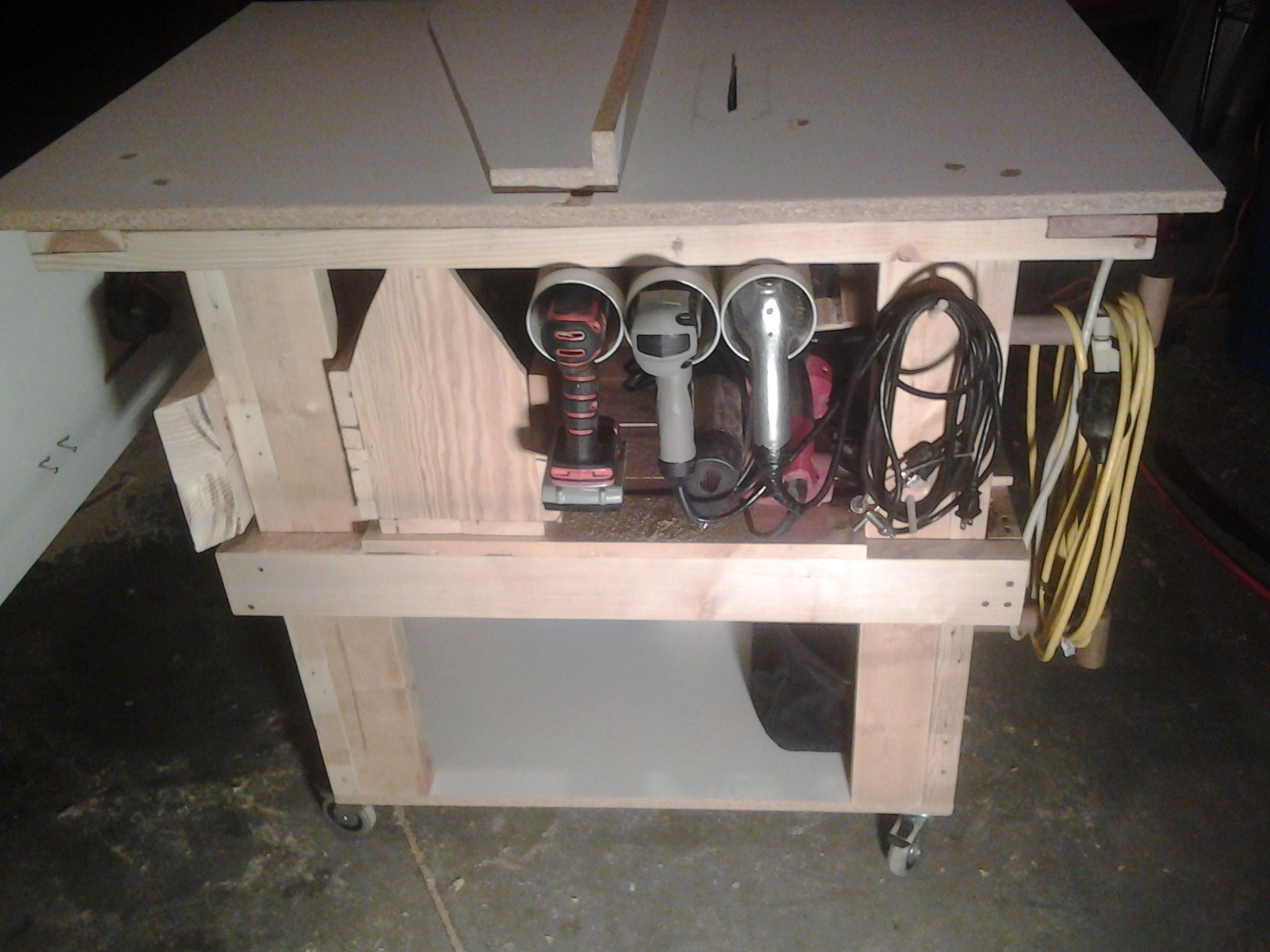 Homemade Tablesaw Workstation - Instructables