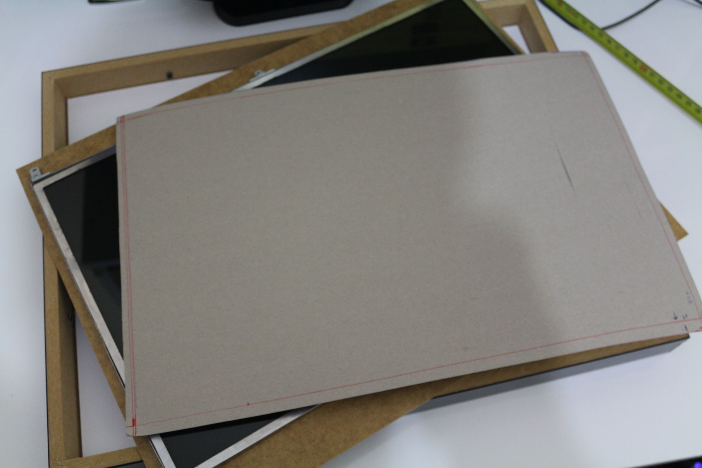 Frame for an Old Laptop LCD : 10 Steps - Instructables