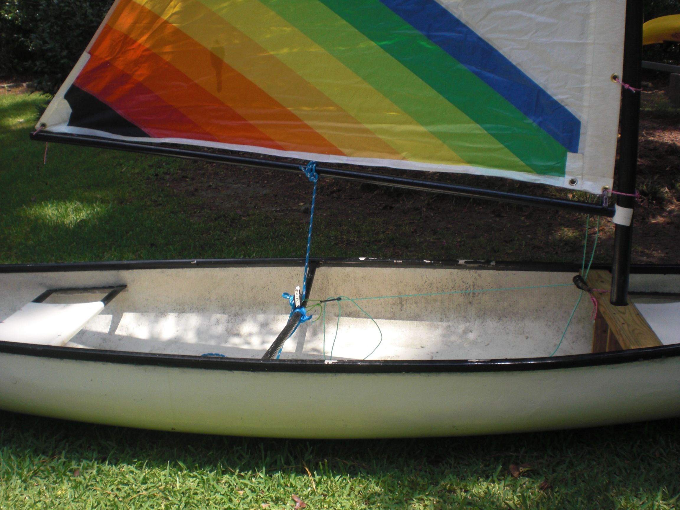 Sailing Rig for a Fiberglass Canoe : 4 Steps (with Pictures ...