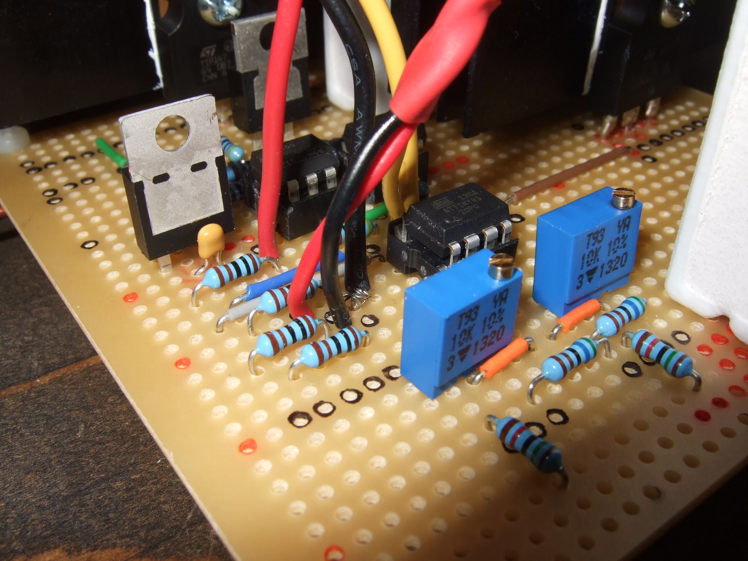 ATtiny85 Two-Channel Lead Acid Battery Charger : 14 Steps (with ...
