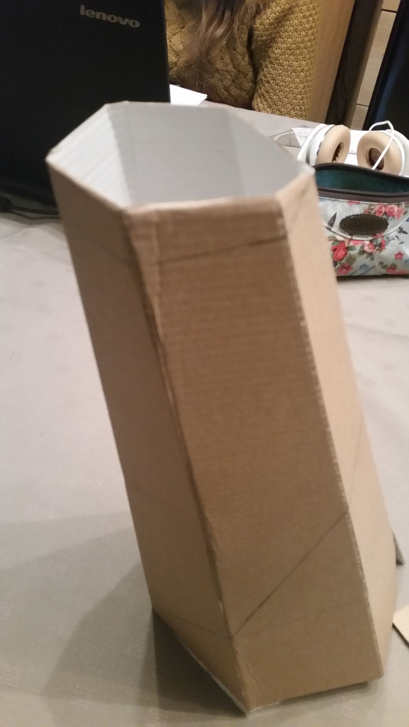 Cardboard Box Lamp : 8 Steps - Instructables