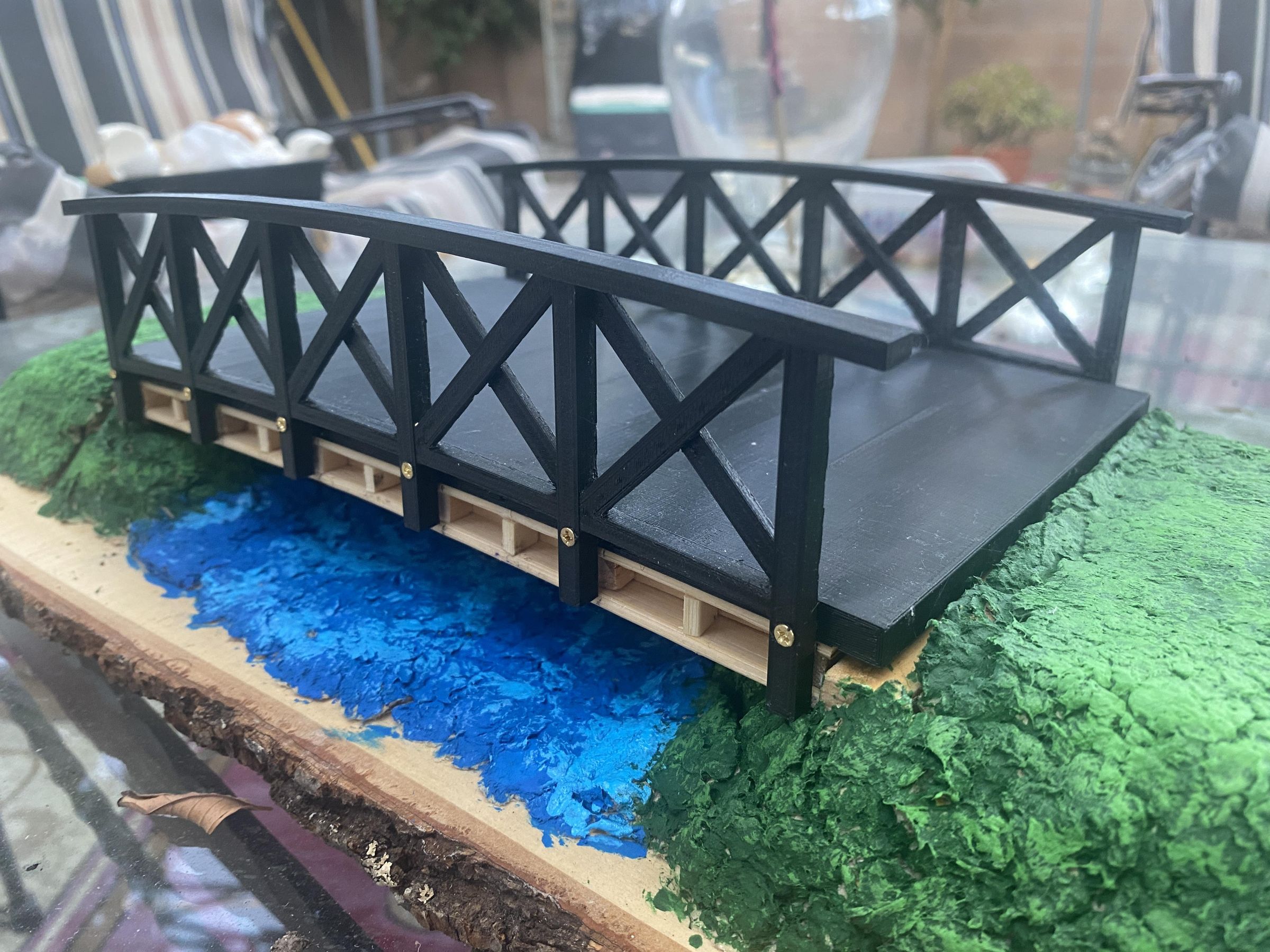 The Friendly Bridge : 8 Steps (with Pictures) - Instructables