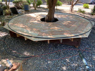Freestanding Round Deck From Recycled Lumber : 12 Steps (with Pictures ...