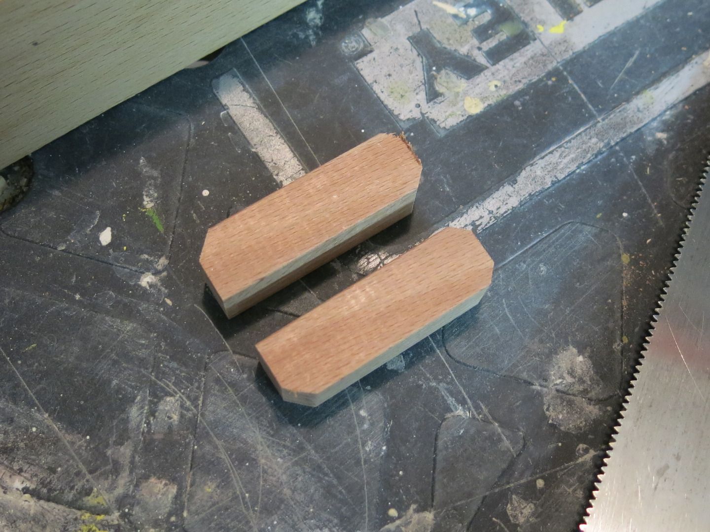 Perfect Rounded Corners, With Just a Mitre Box : 7 Steps (with Pictures ...