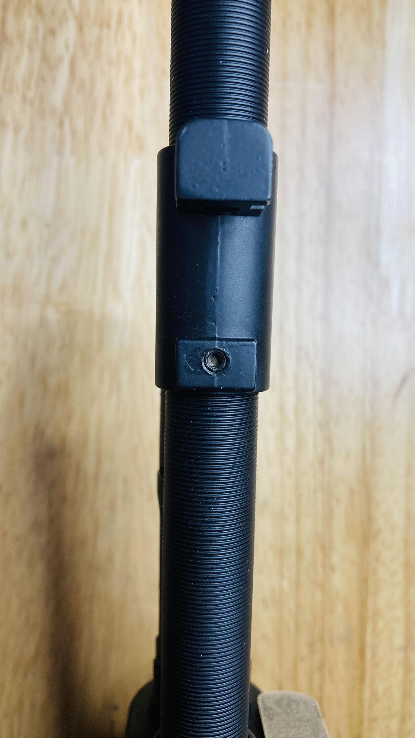 Disassemble CYMA AK-74 CM.031C Handguard : 4 Steps - Instructables