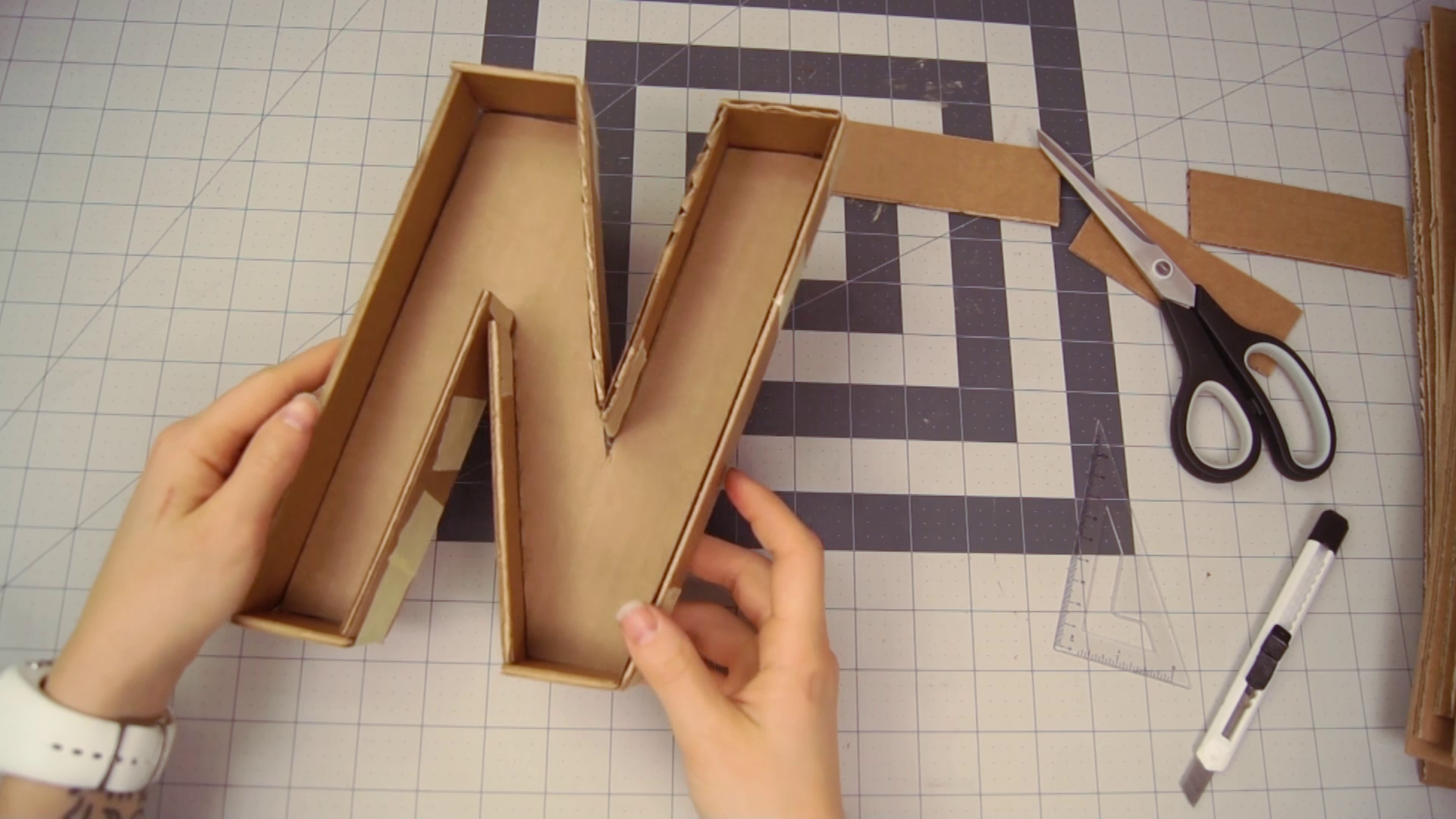 Comic Book LED Sign : 18 Steps (with Pictures) - Instructables