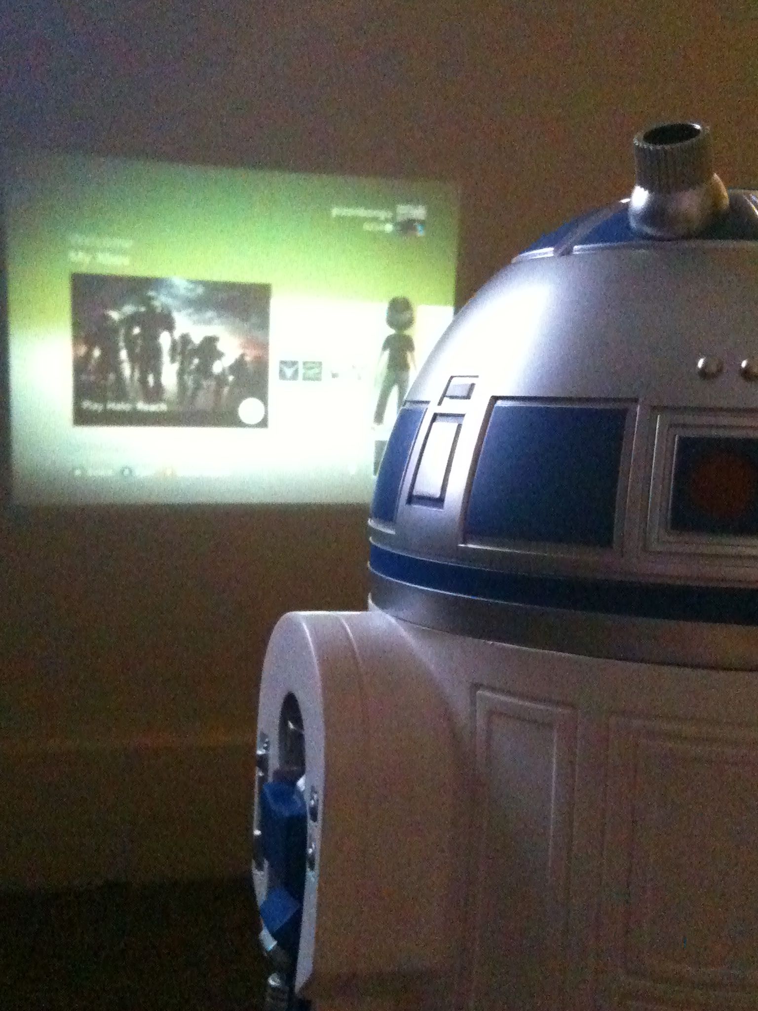 Star Wars R2-D2 Xbox 360 (with Pictures) - Instructables