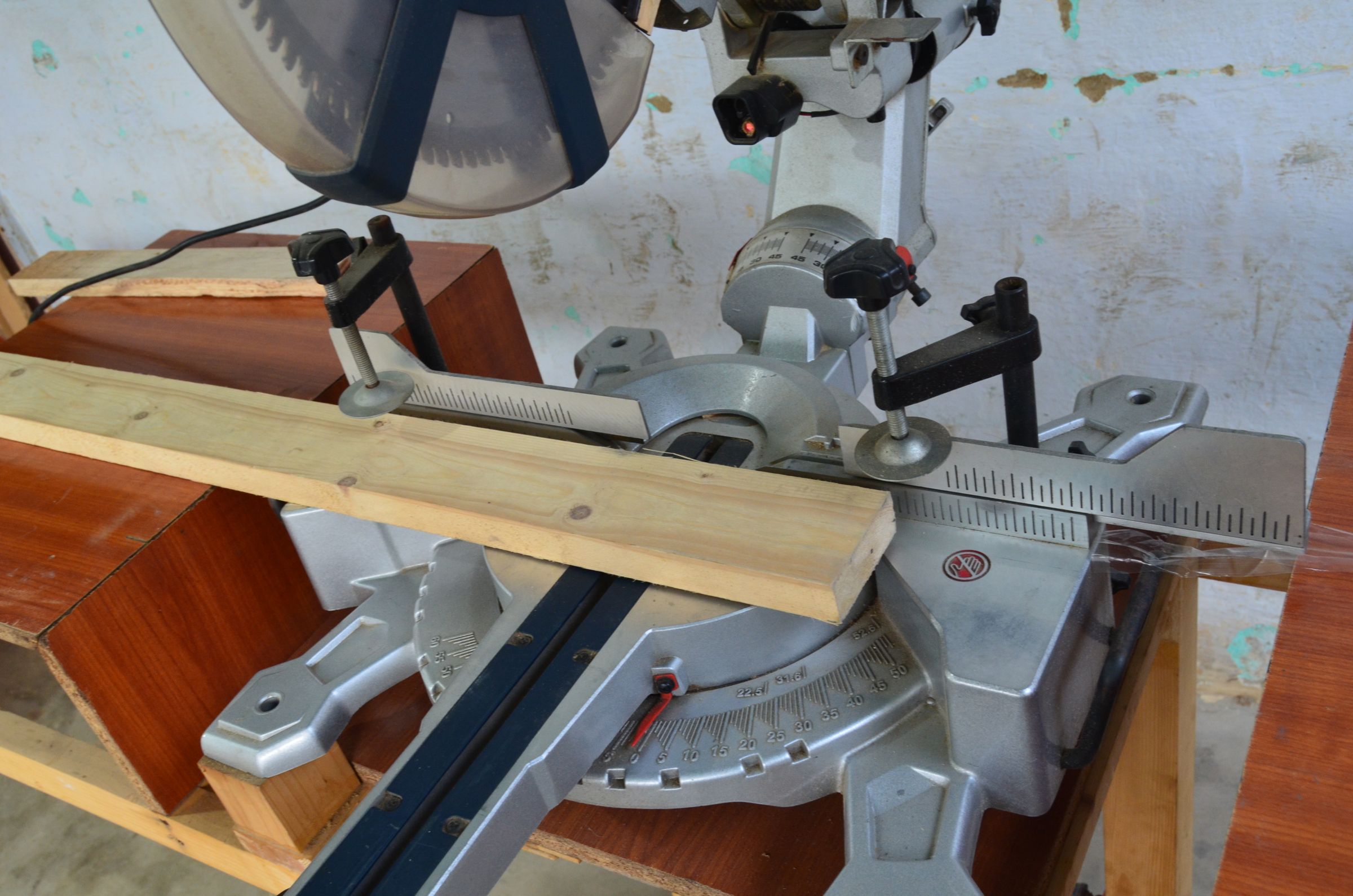 The Classic Wall Clock : 8 Steps (with Pictures) - Instructables