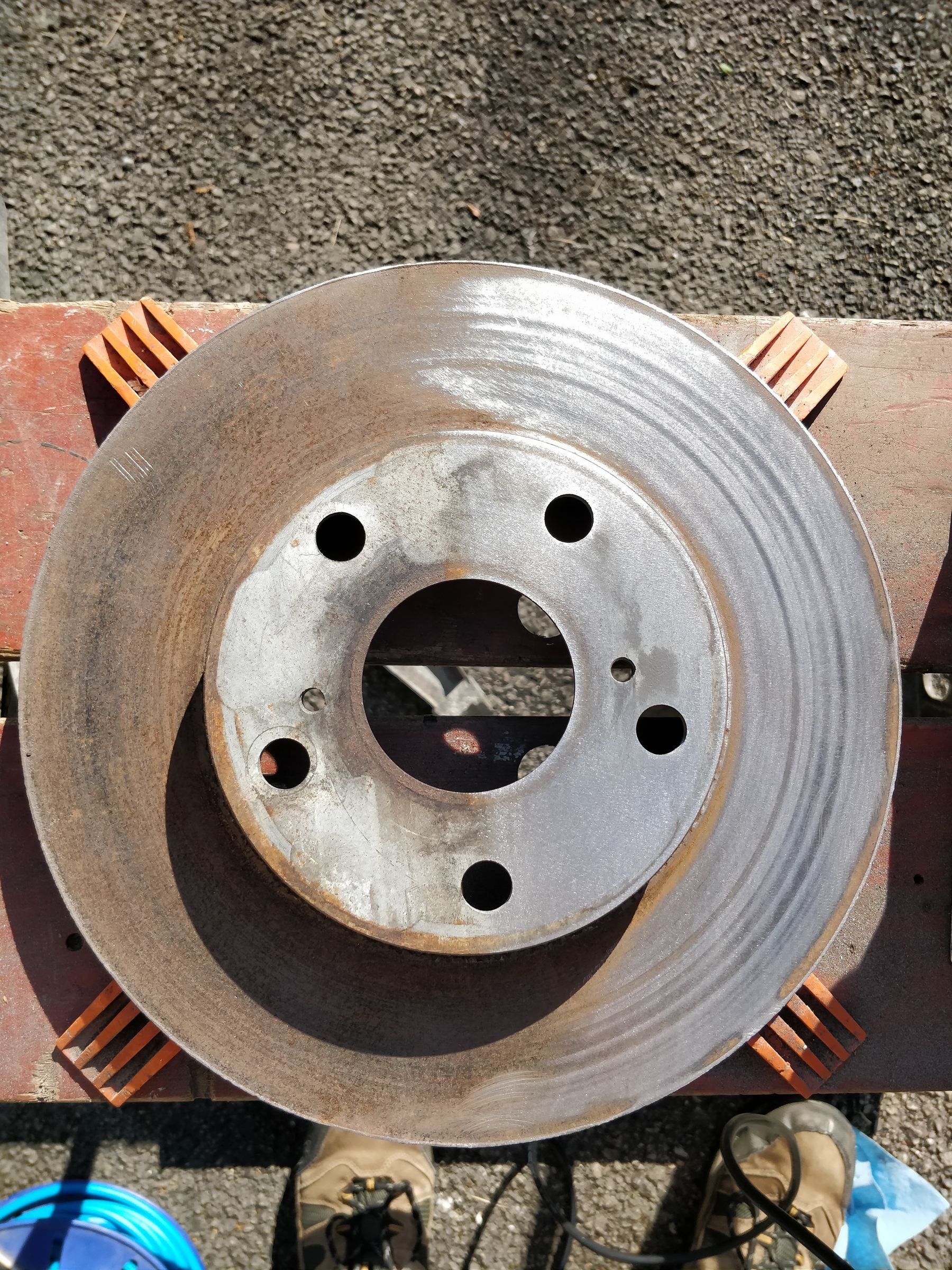 Brake Disc Clock : 8 Steps (with Pictures) - Instructables