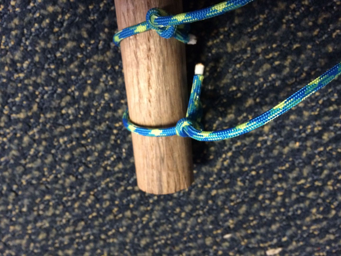 How to Make and Use a Staff Sling : 7 Steps (with Pictures) - Instructables