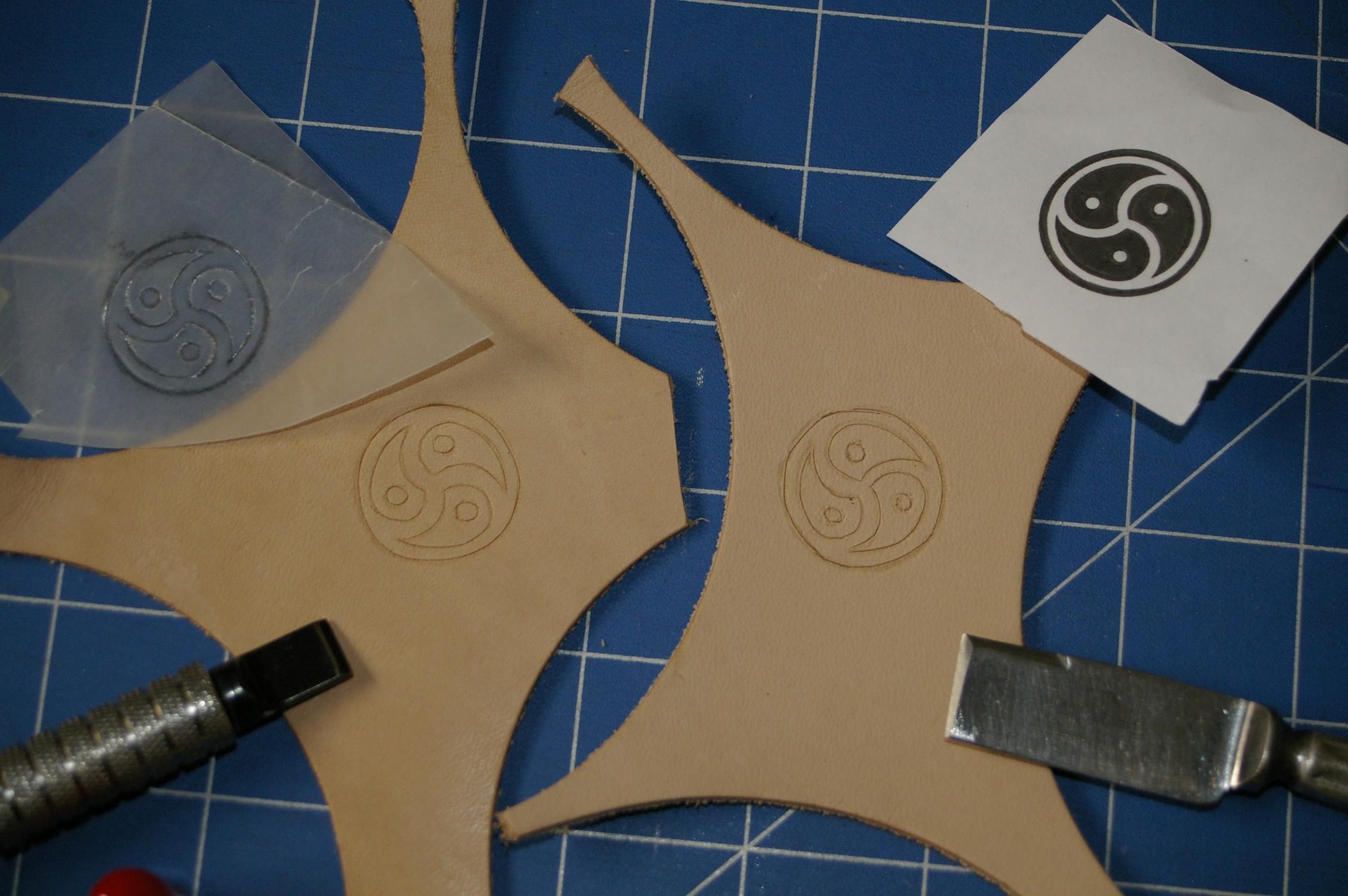 Homemade or Makeshift Tools to Make a Leather Pendant : 13 Steps (with ...