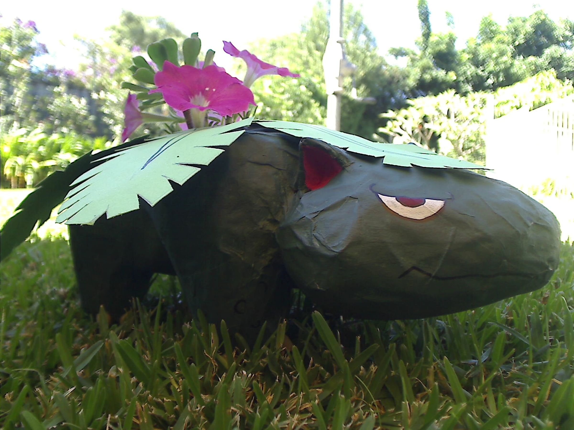 Make a Venusaur Planter Pot! : 16 Steps (with Pictures) - Instructables