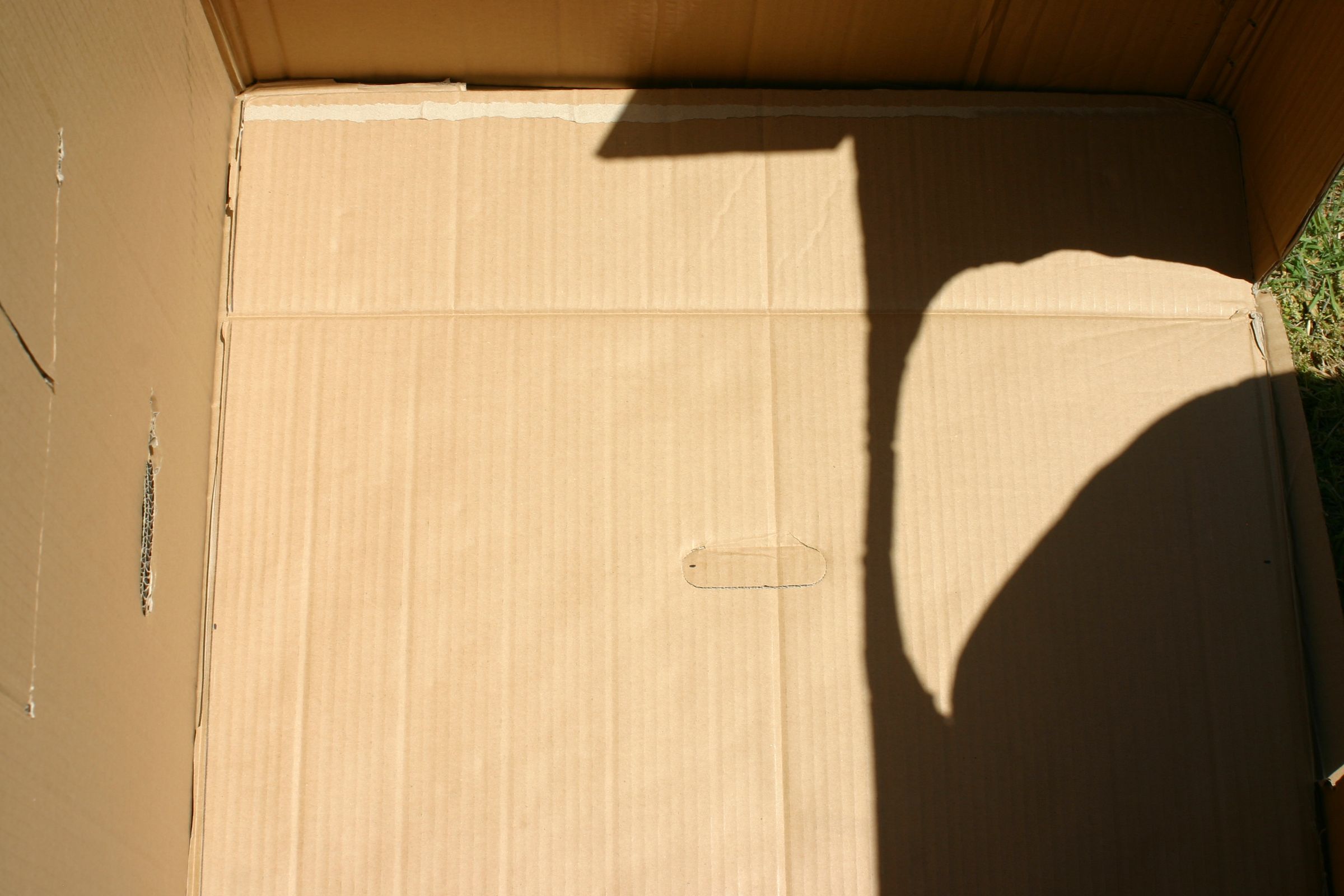 Free Childrens Cardboard Box Playhouse (Flat-packable) : 10 Steps (with ...
