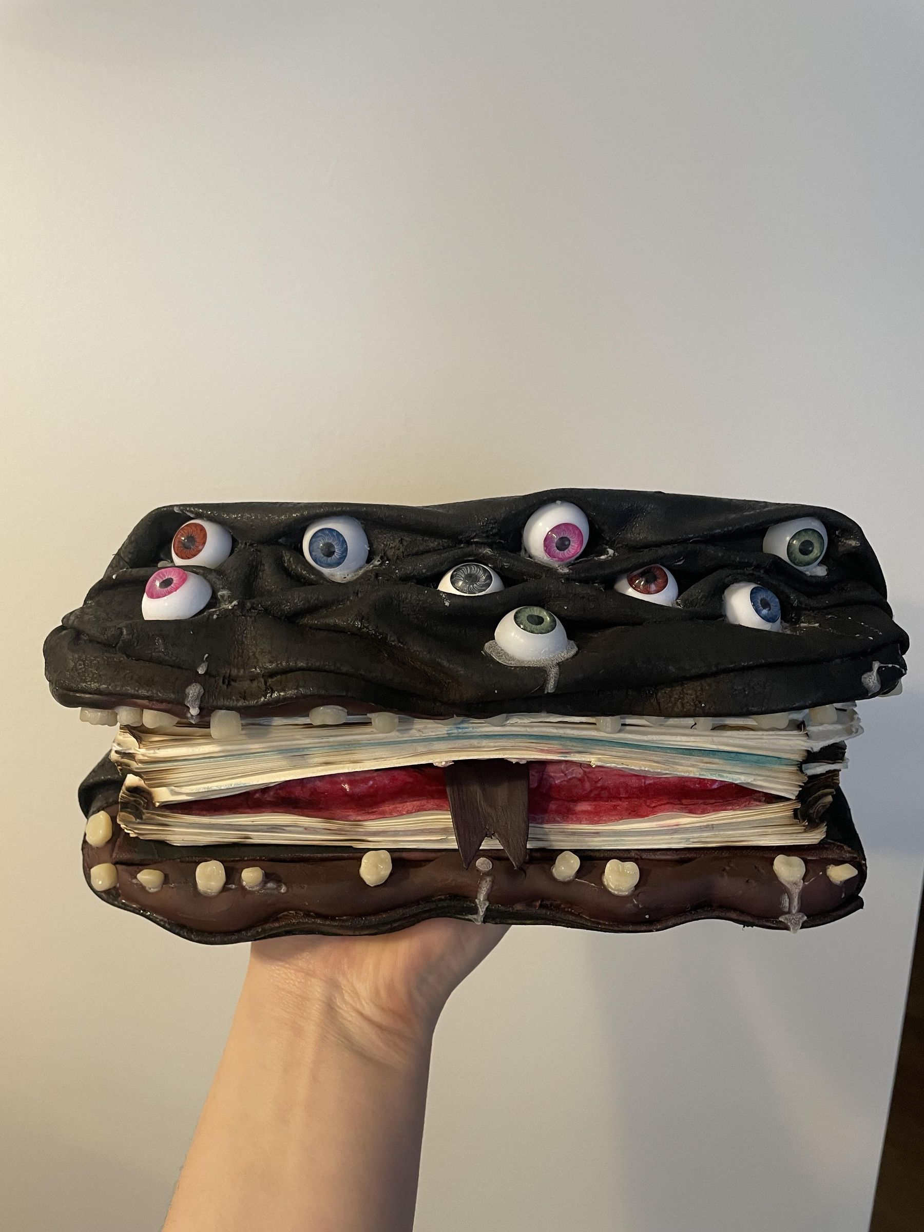 DnD Mimic Prop/Notebook : 13 Steps (with Pictures) - Instructables