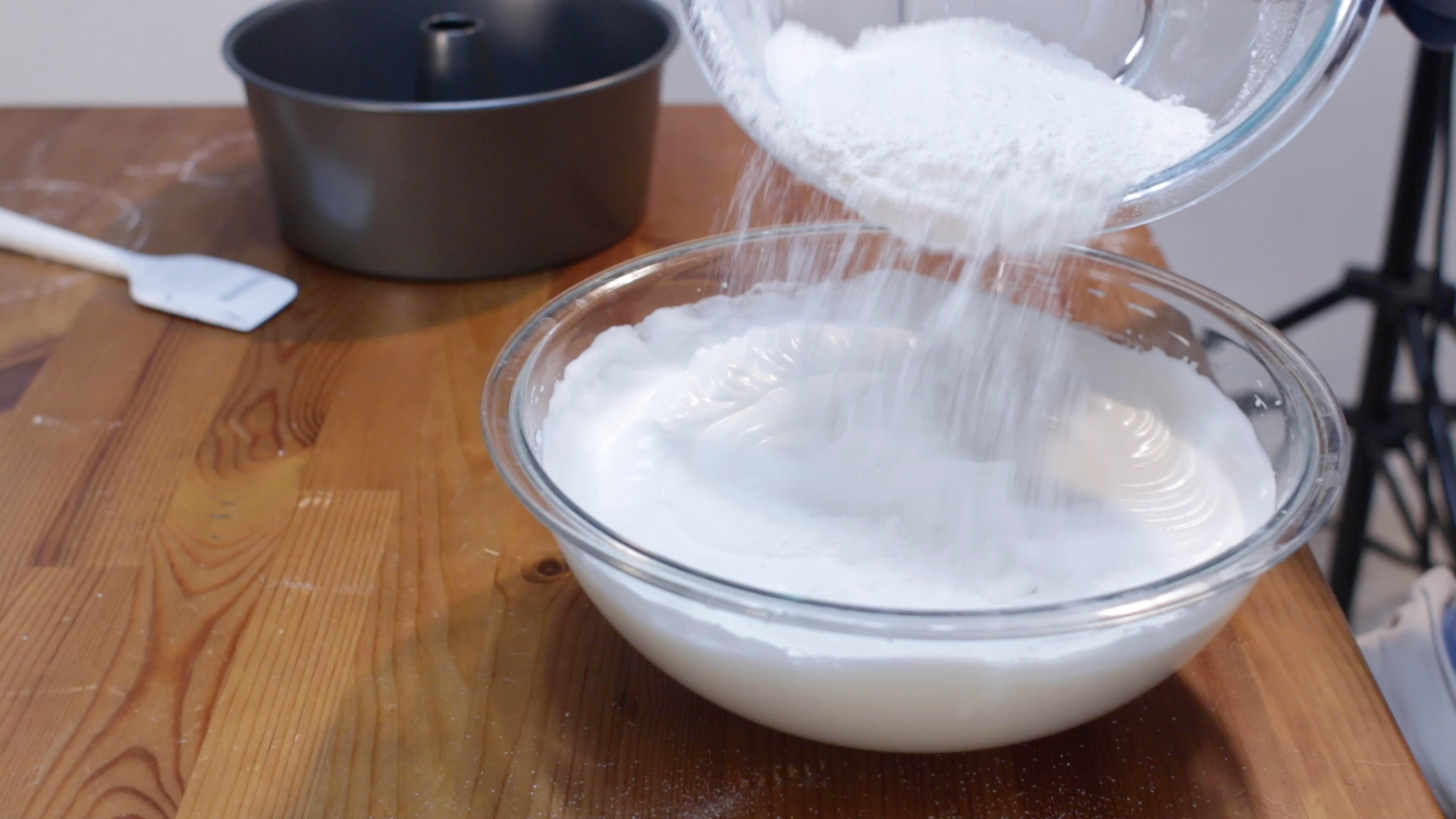 Amazing Angel Food Cake : 12 Steps (with Pictures) - Instructables