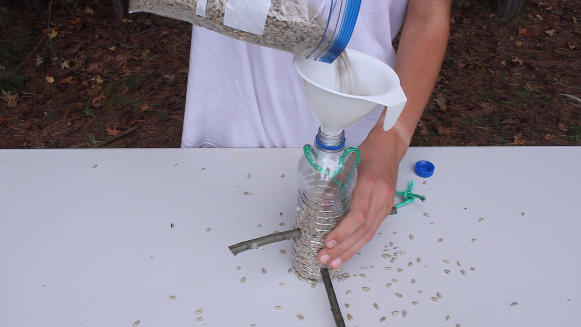 Plastic Bottle Bird Feeder : 6 Steps (with Pictures) - Instructables