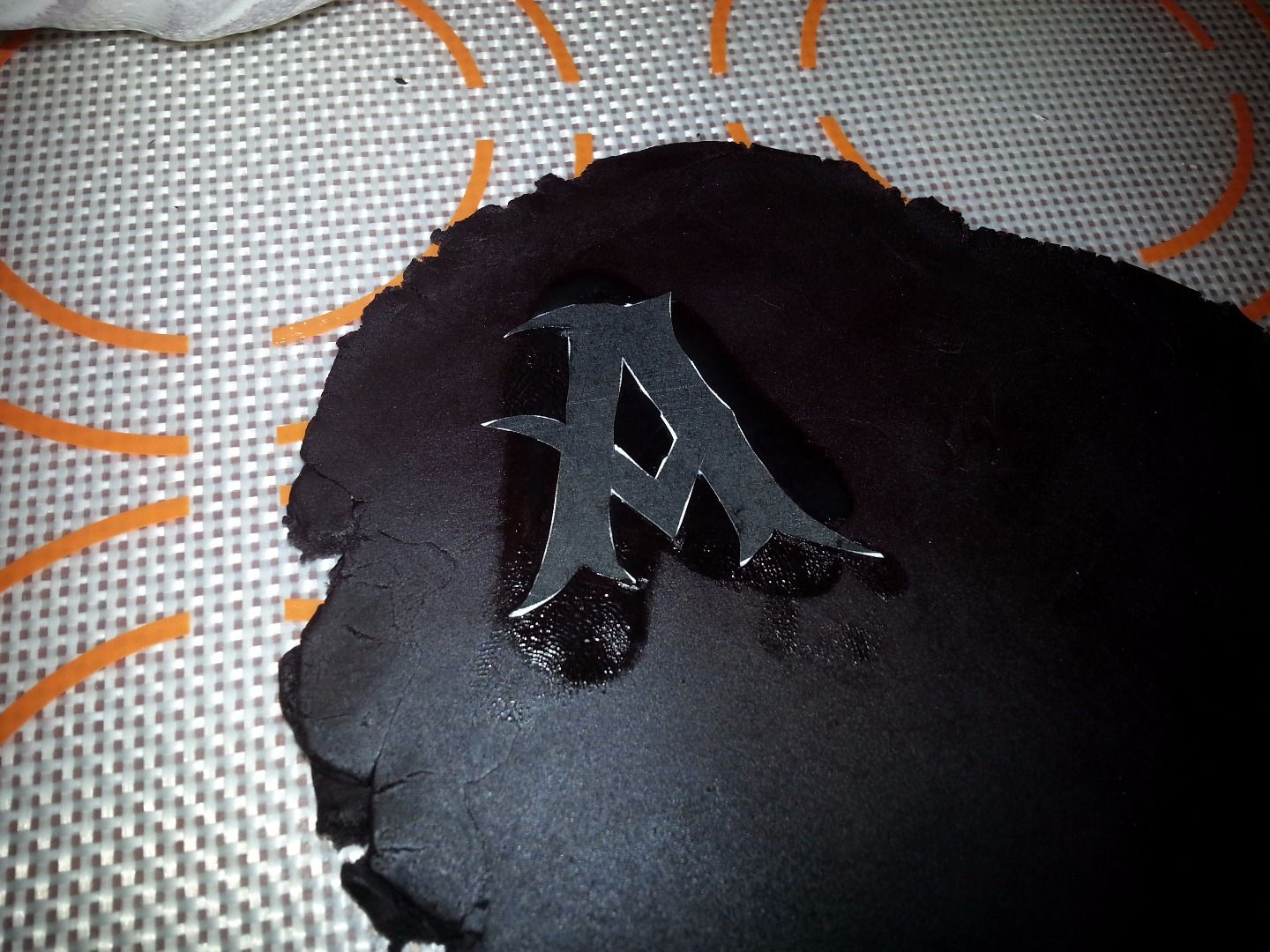 Edible Decorative Lettering : 7 Steps - Instructables