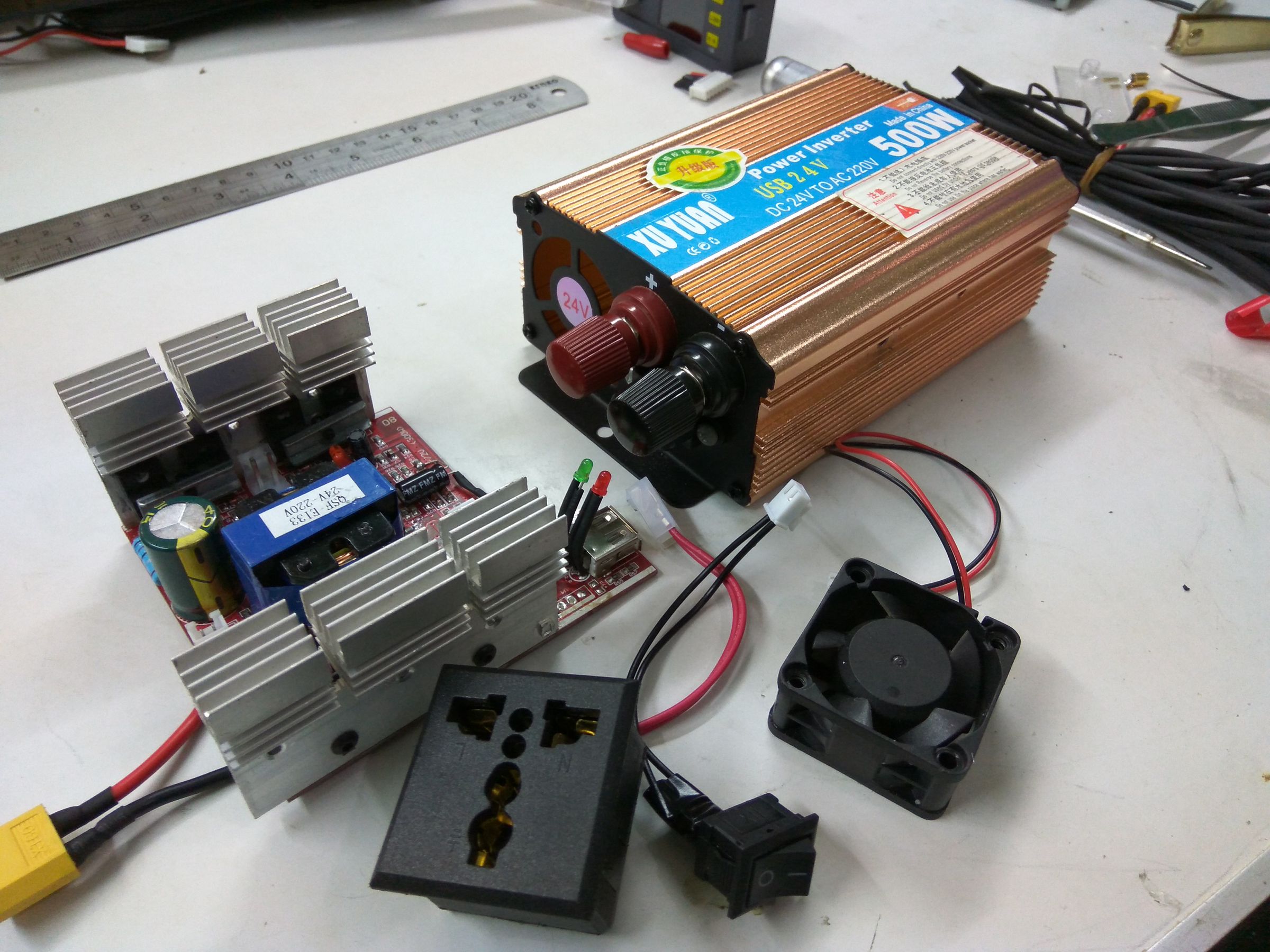 Listrik L585 585Wh AC DC Portable Power Supply : 17 Steps (with ...