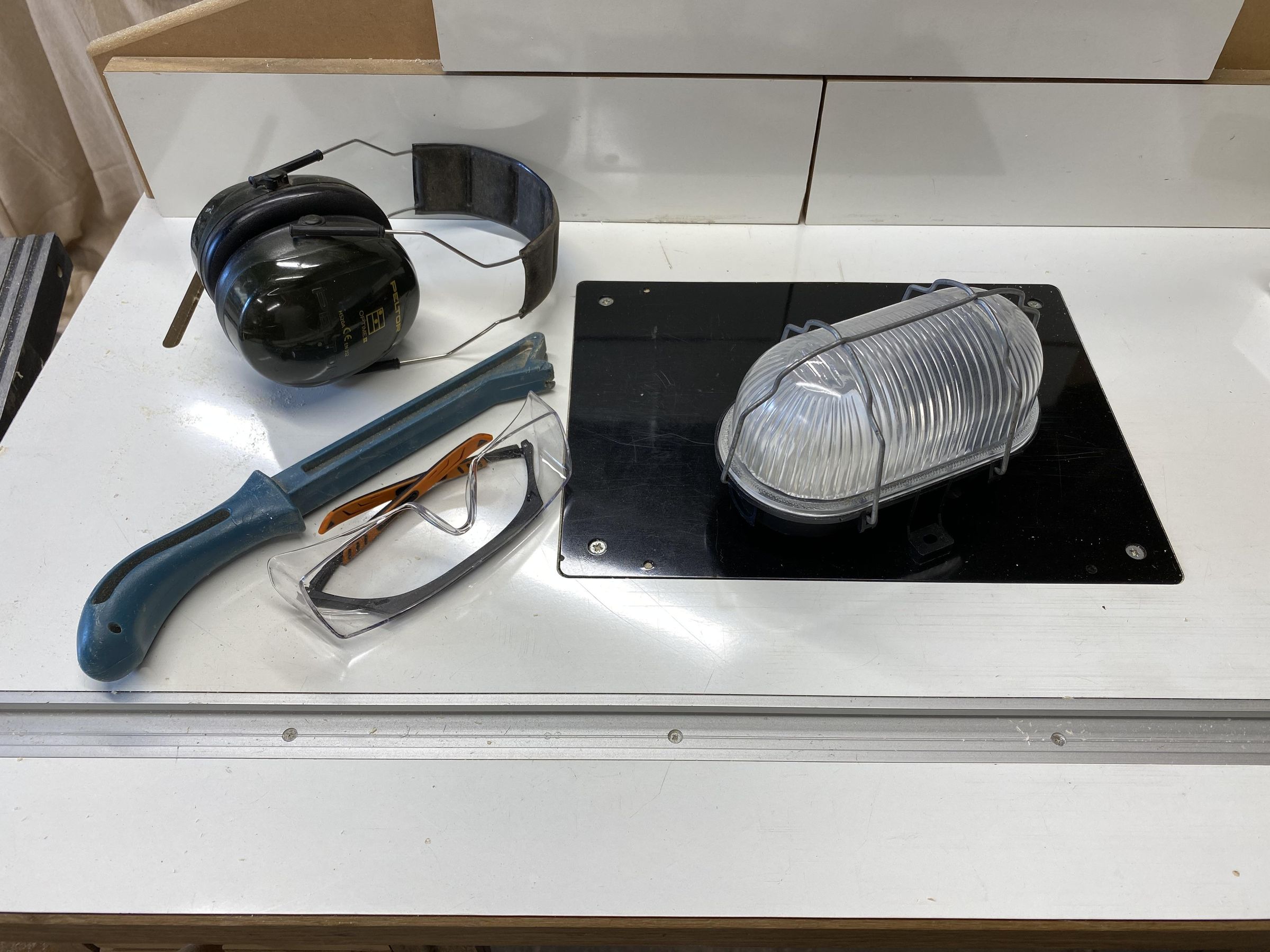 Deep Hole in a Small Box, a Different Take on the Infinity Mirror. : 10 ...