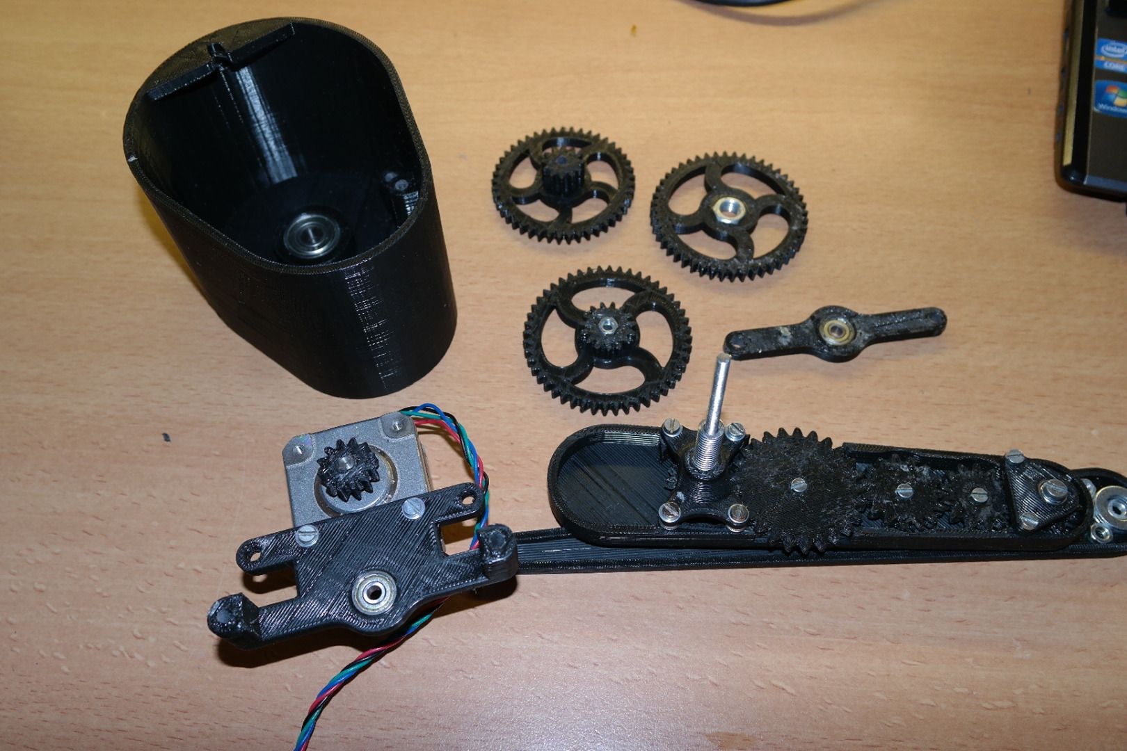 Hand in Hand Clock : 7 Steps (with Pictures) - Instructables