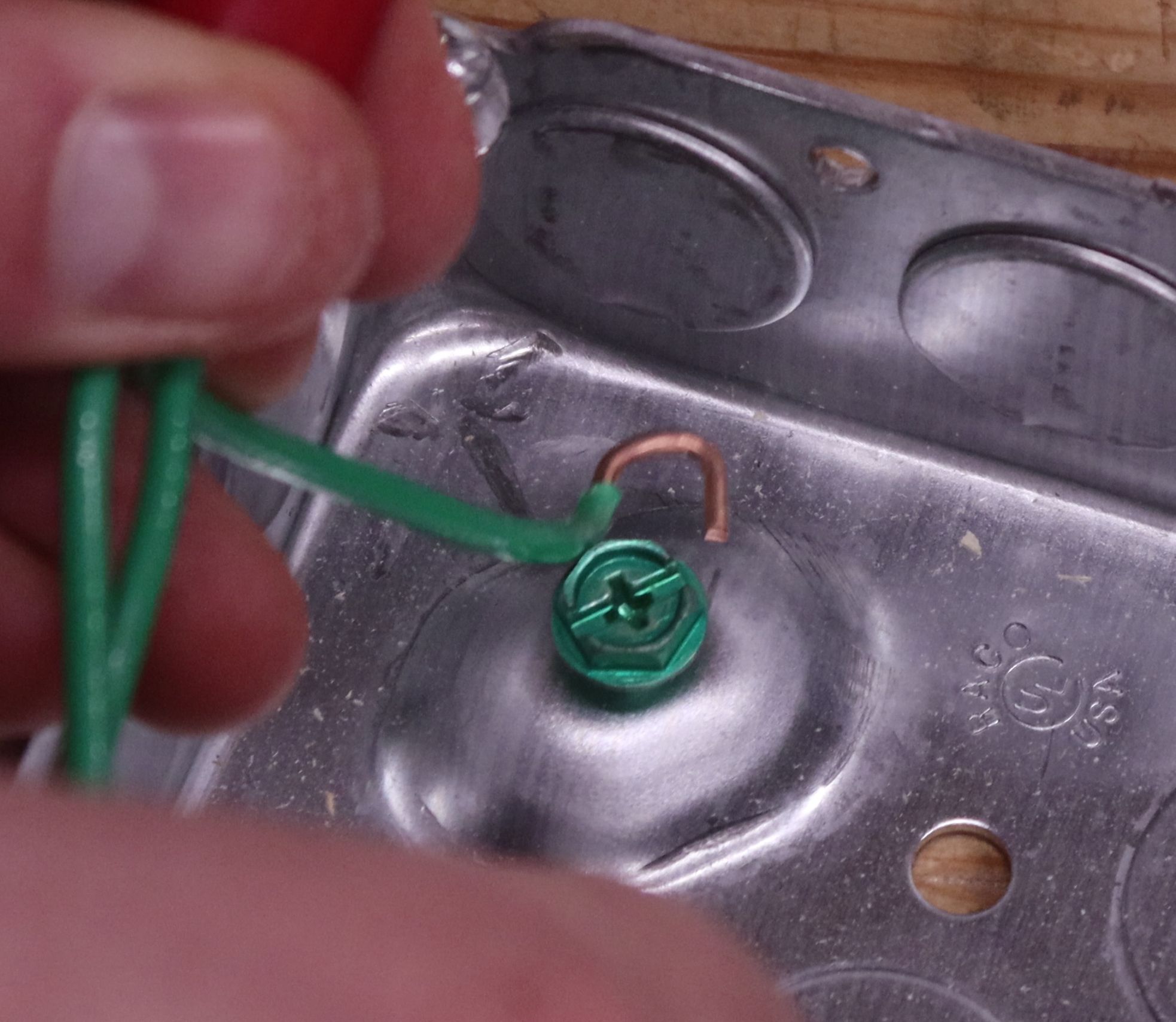 DIY Portable Switched Power Outlet With Extension Cord : 8 Steps (with ...