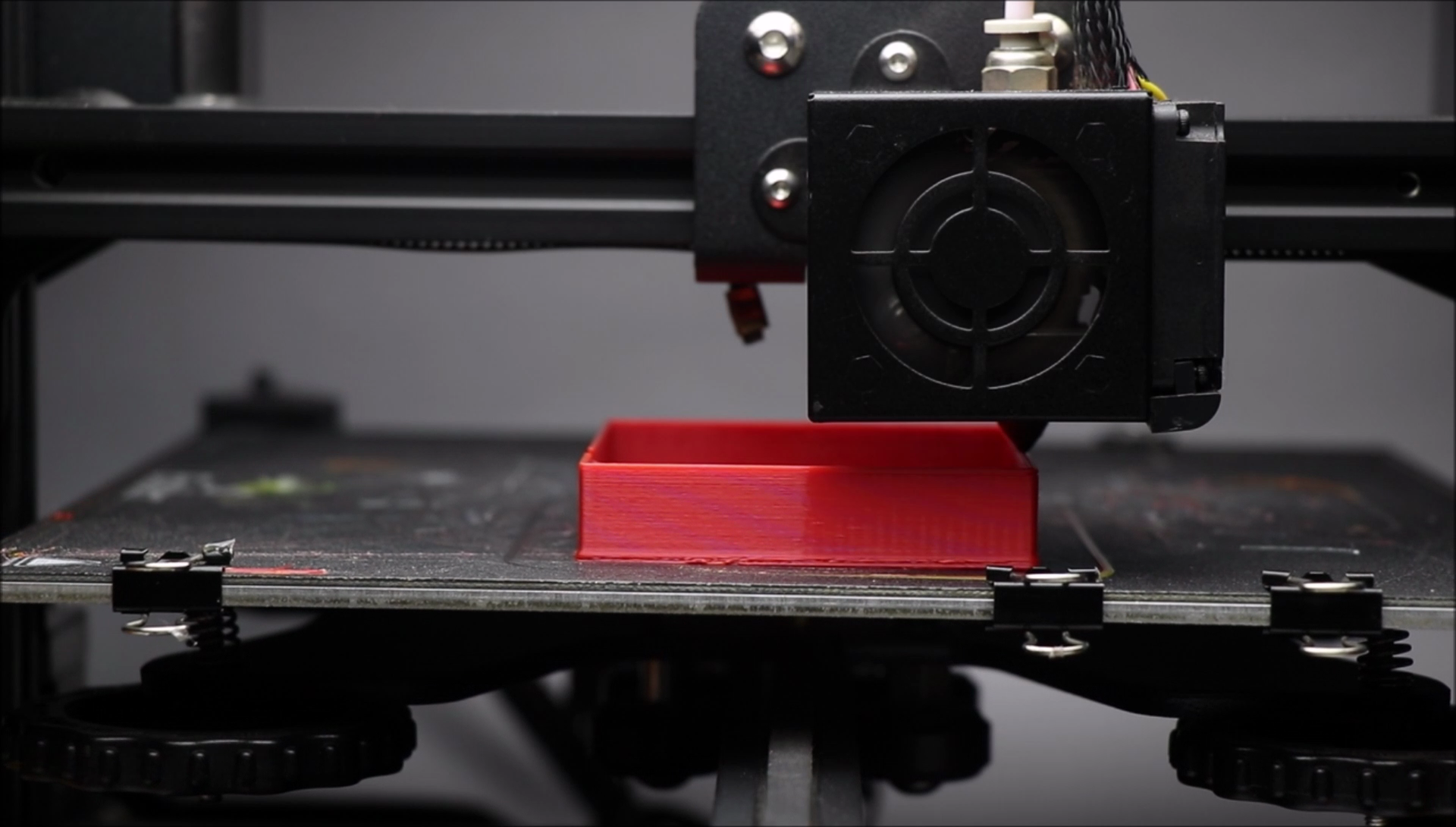 3D Printed Rotating Display Stand for 360 Degree Videography and Photography : 7 Steps (with ...