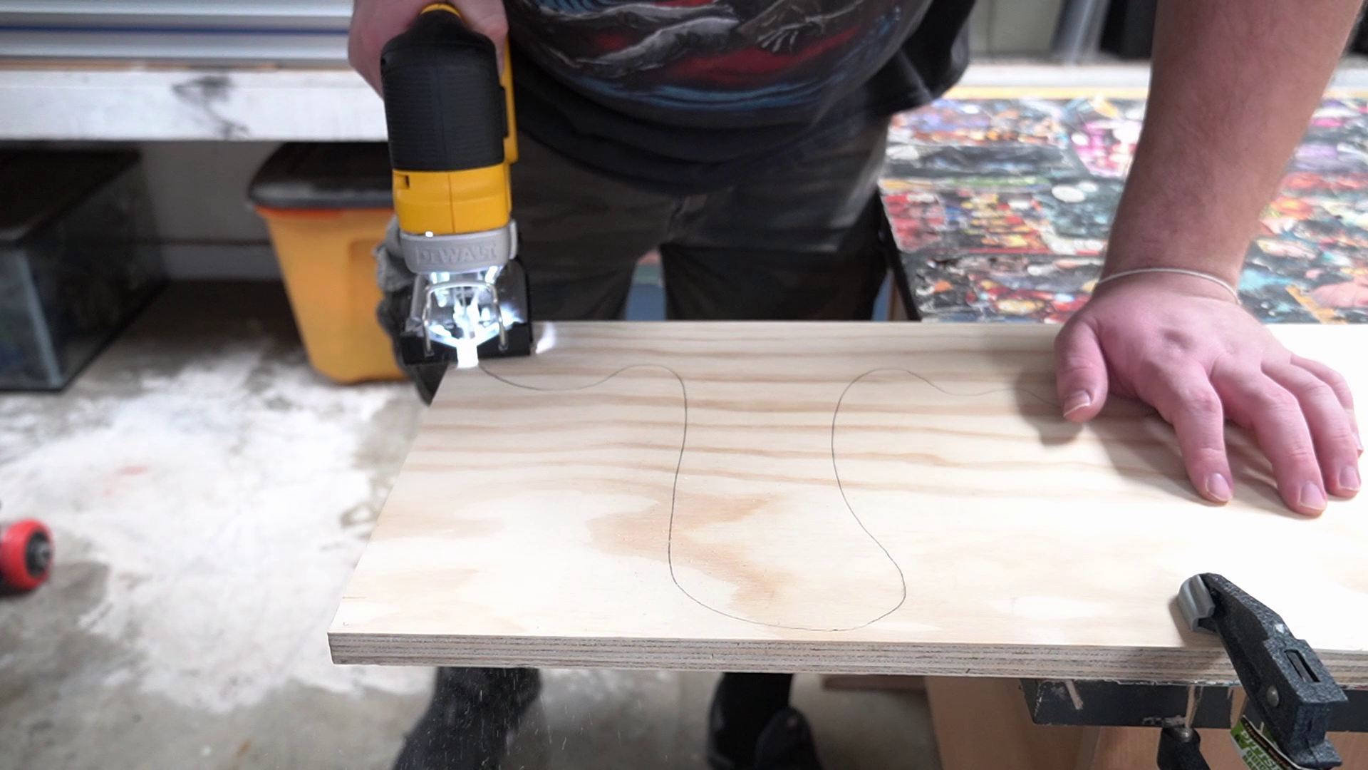 Giant Pizza Table : 13 Steps (with Pictures) - Instructables