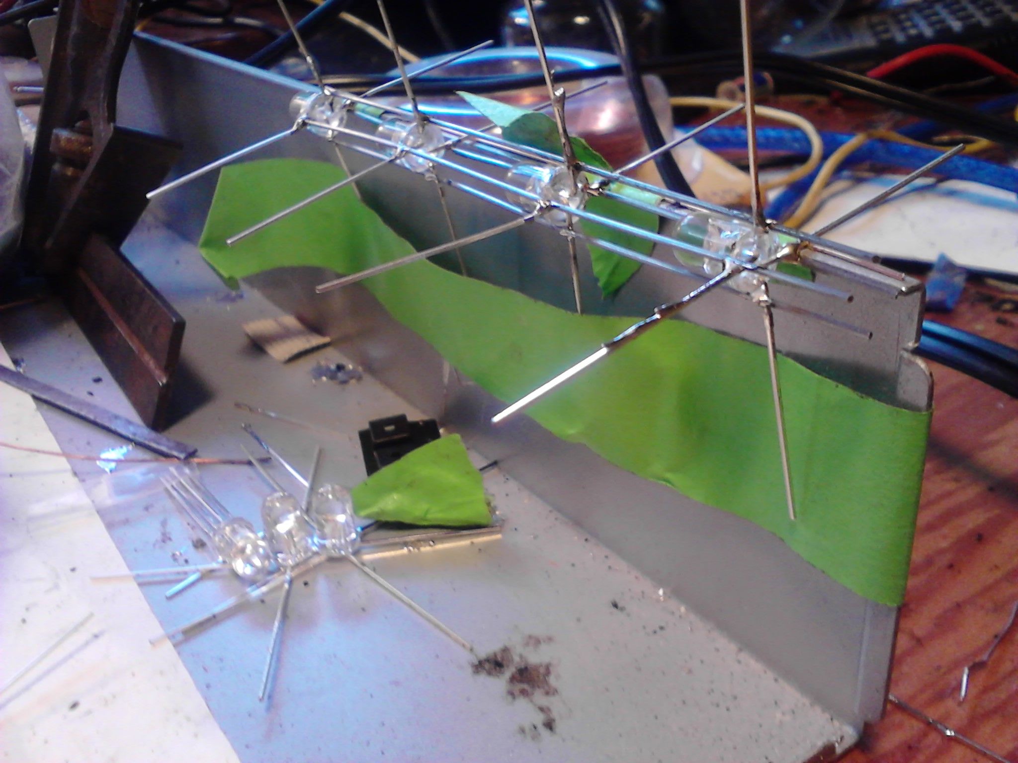 Charliecube -- Charlieplexed 4x4x4 RGB LED Cube : 6 Steps (with Pictures) - Instructables