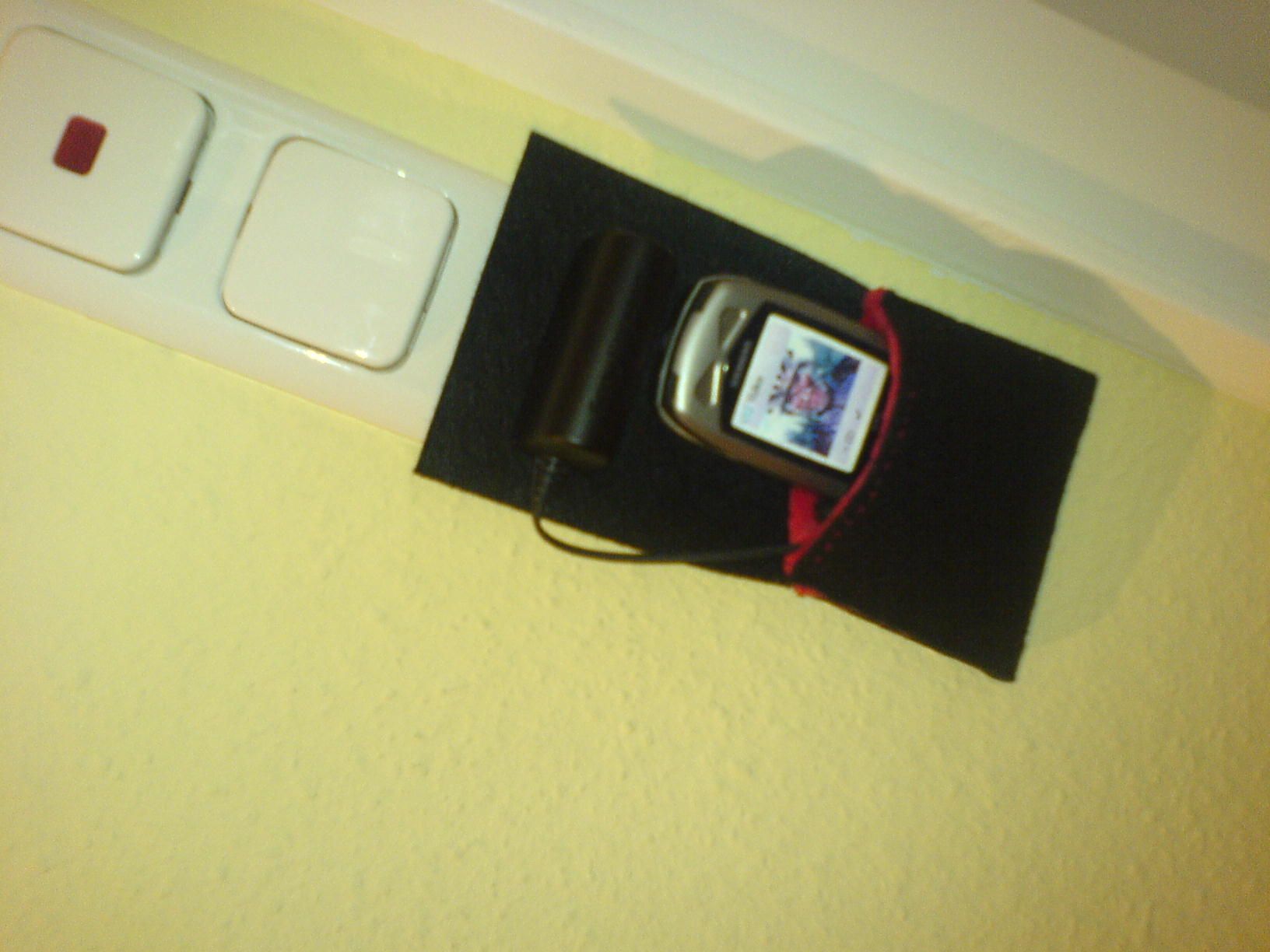 Cellphone Charging Hanger : 3 Steps - Instructables
