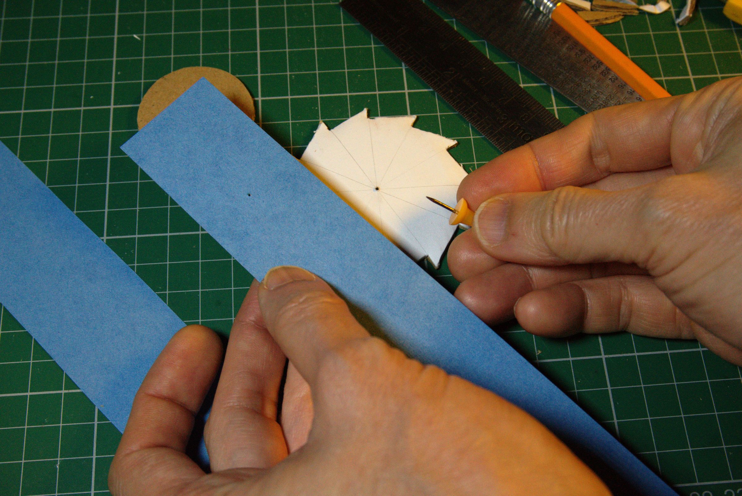 Cardboard Ratchet Mechanism : 9 Steps (with Pictures) - Instructables