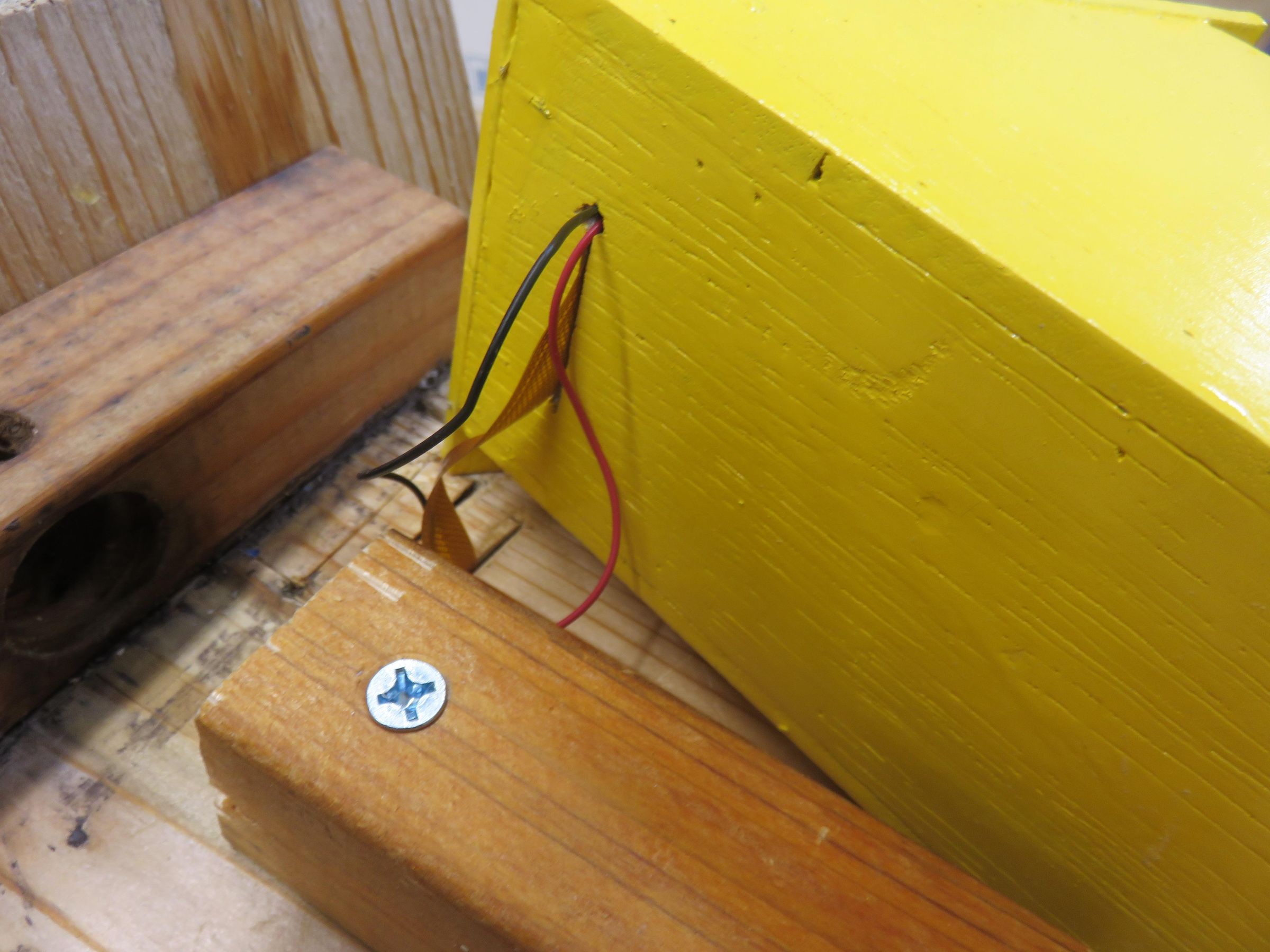 Add Camera and Lights to a Bluebird Nesting Box : 7 Steps - Instructables
