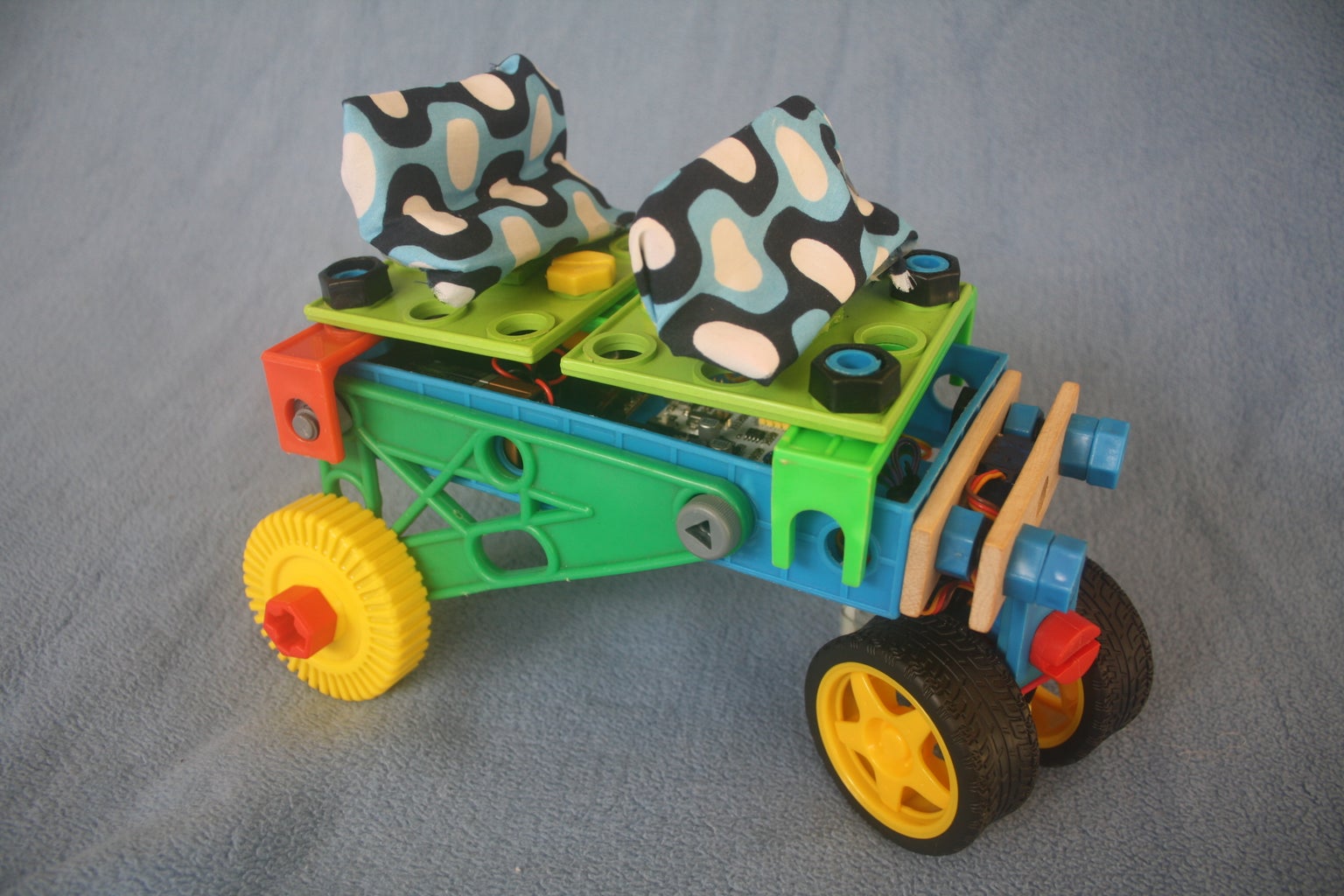 Mobile Robotics With Scratch How To Integrate Scratch Arduino And Bluetooth Instructables