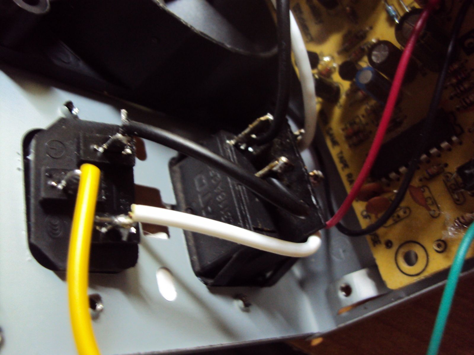 Essential Benchtop Lab SMPS From a Computer SMPS : 6 Steps - Instructables
