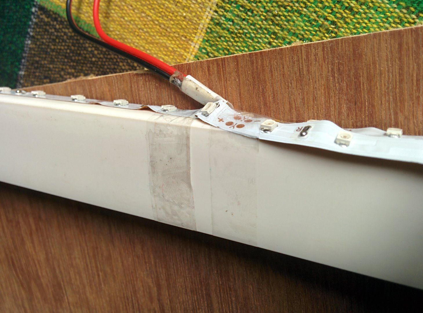 DIY Cheap LED TV Backlight - a Layman's Version : 6 Steps (with ...