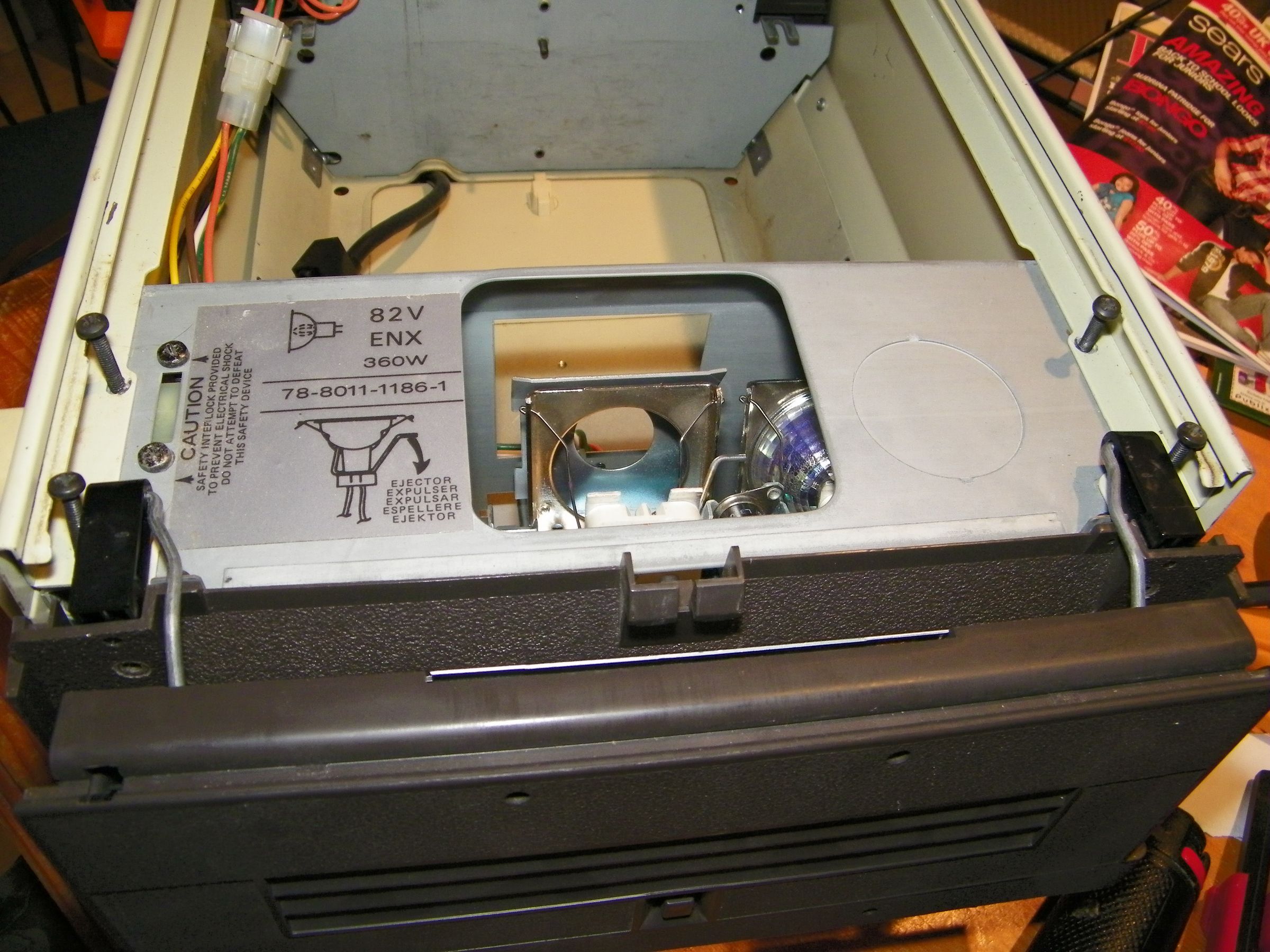 Build an Image Projector/enlarger From an Over Head Projector. : 9 ...