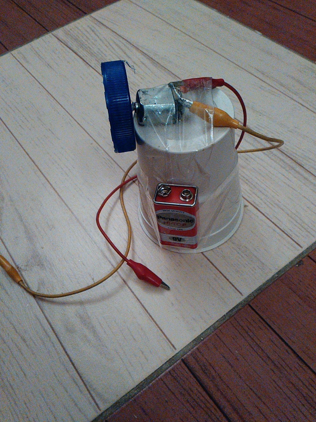 Easy DIY Drawing Robot From Simple Stuff : 4 Steps - Instructables