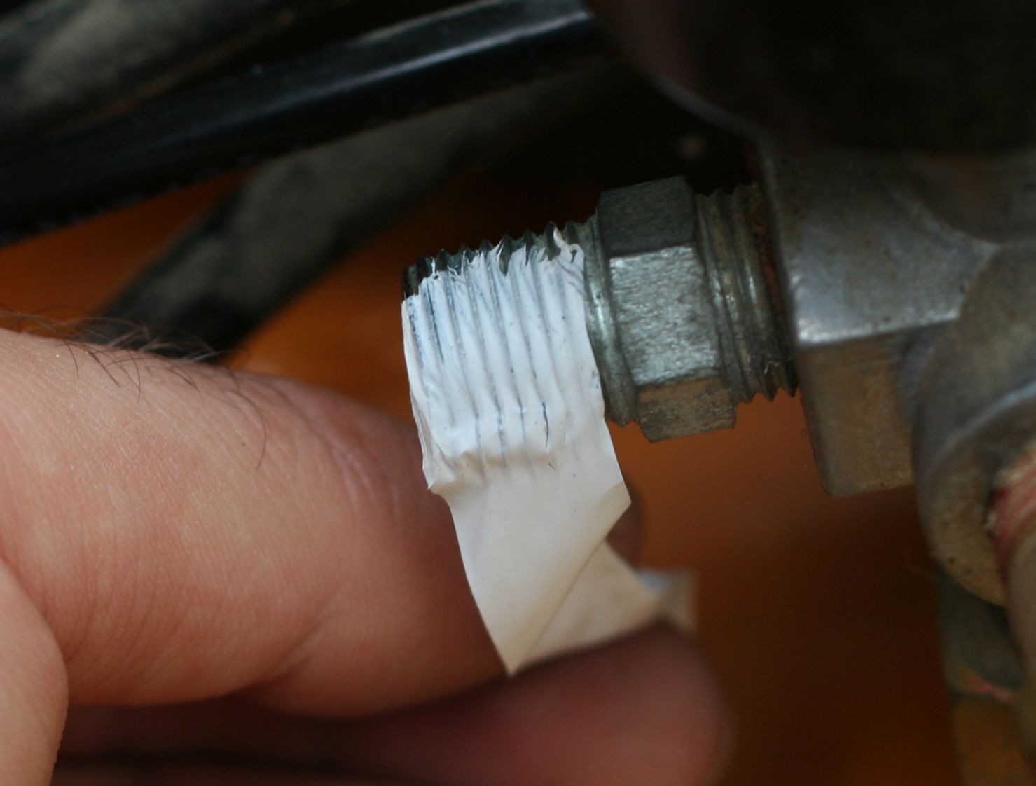 Replace the Regulator on a Pancake Air Compressor : 5 Steps (with ...
