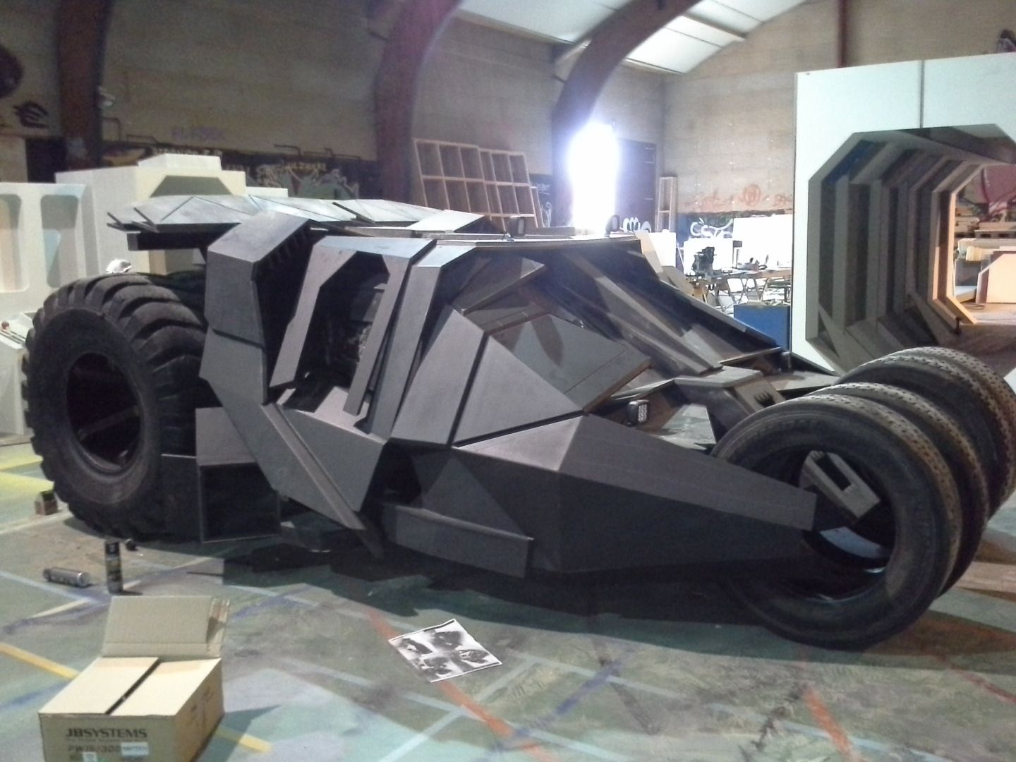 Batmobile Tumbler : 7 Steps (with Pictures) - Instructables