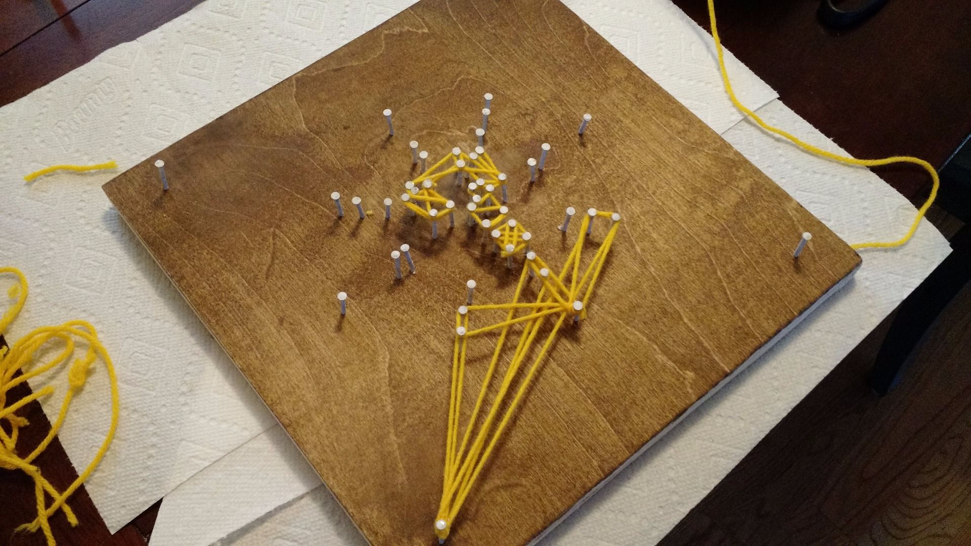 String Art Wall Decoration : 6 Steps - Instructables