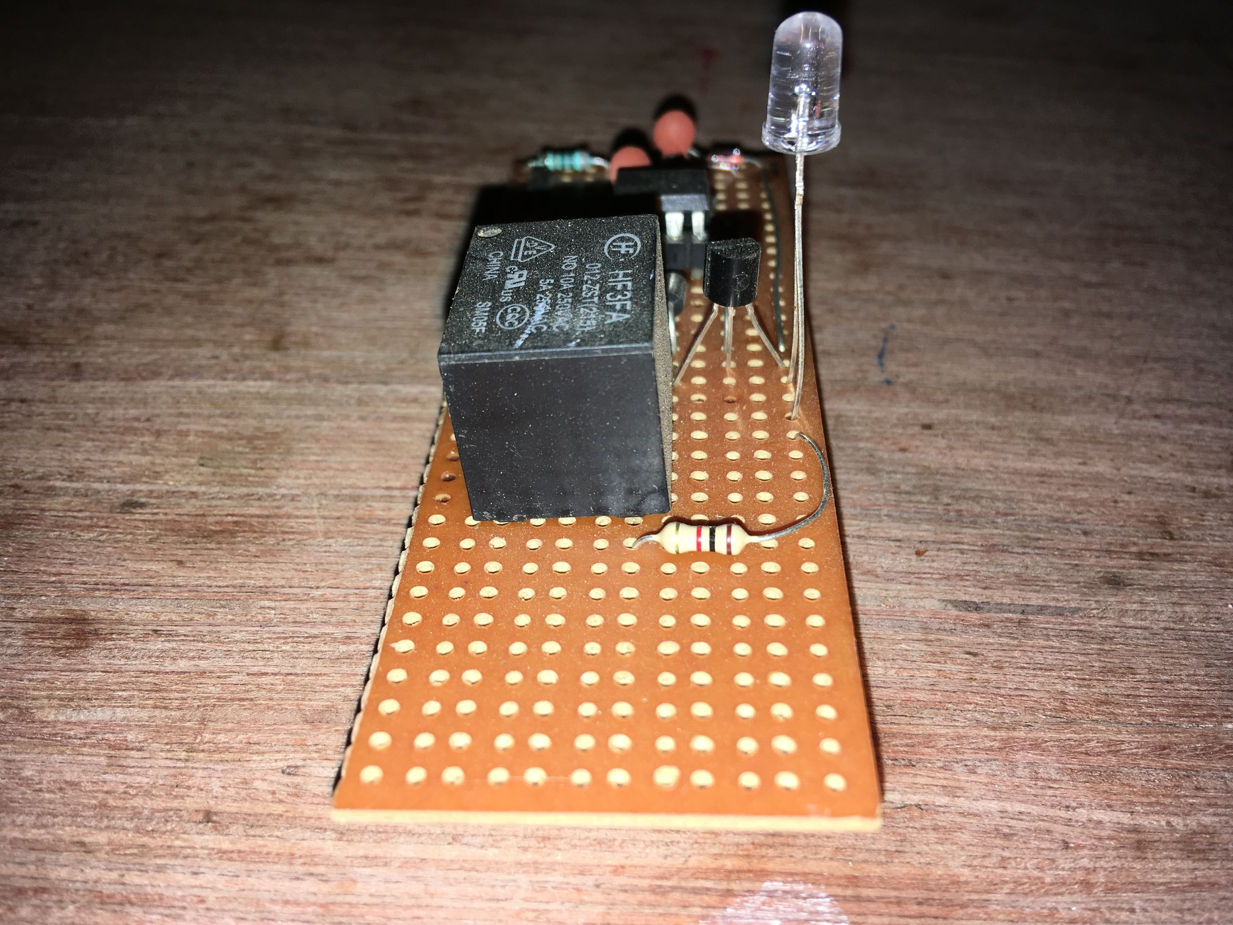 Over & Under Voltage Protection for Battery or Power Supply - Instructables