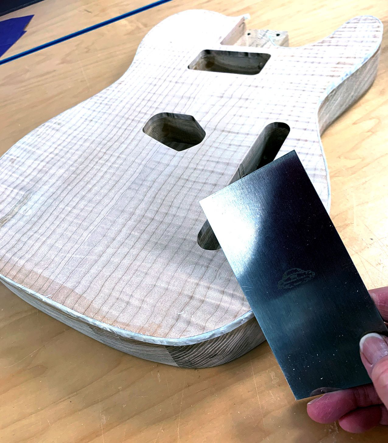 Make a Kit Guitar AMAZING! : 20 Steps (with Pictures) - Instructables