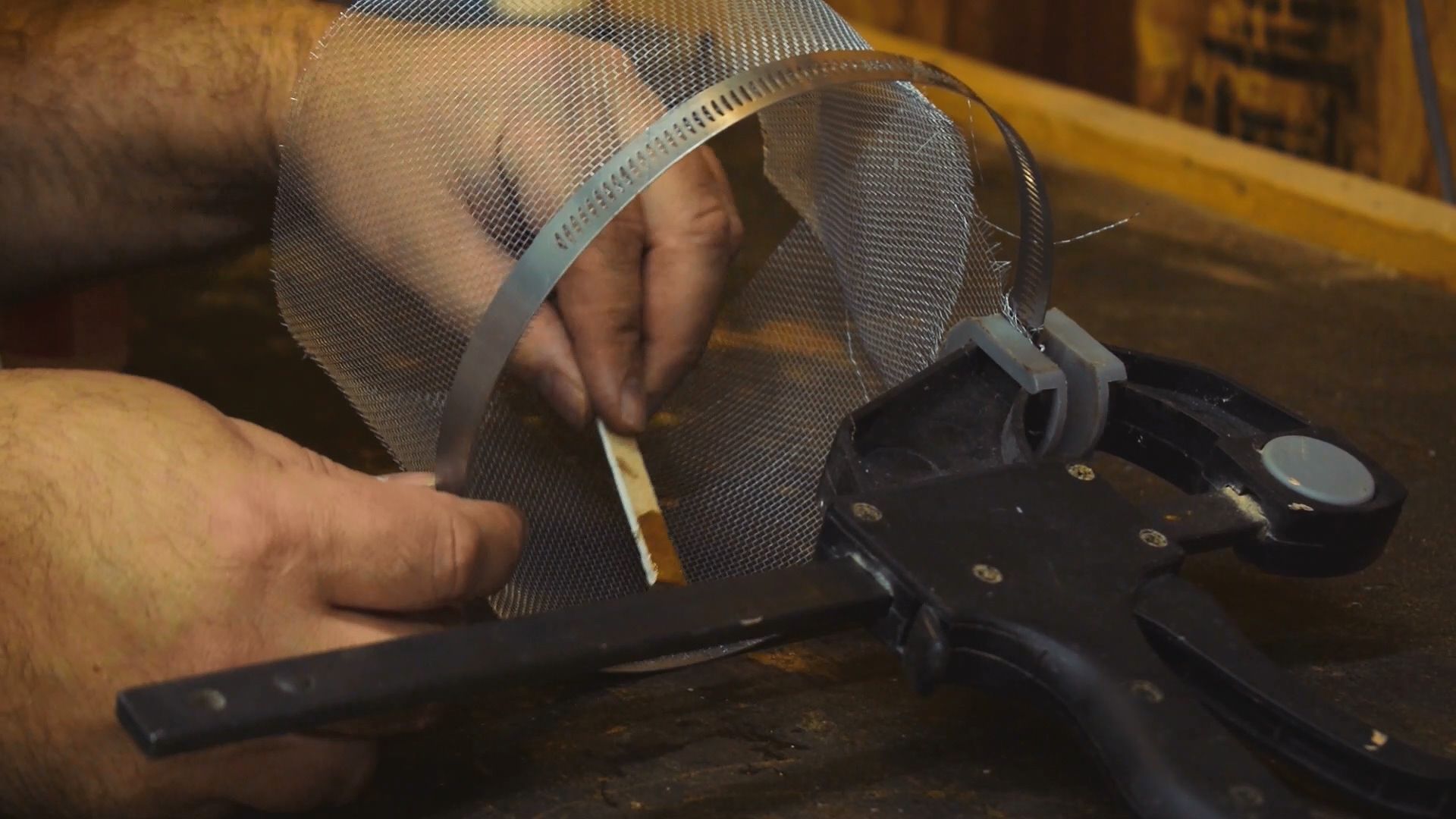 Build an RF Shielding Faraday Cage for Your Smart Meter : 13 Steps ...