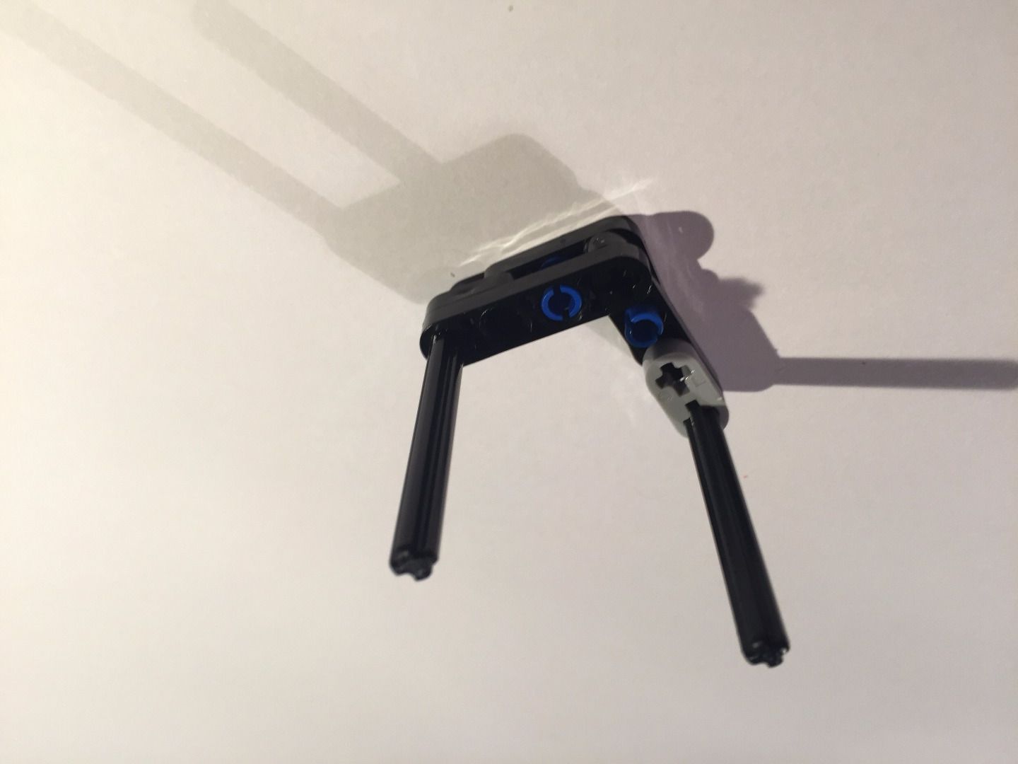 Real Lego Tripod : 5 Steps - Instructables