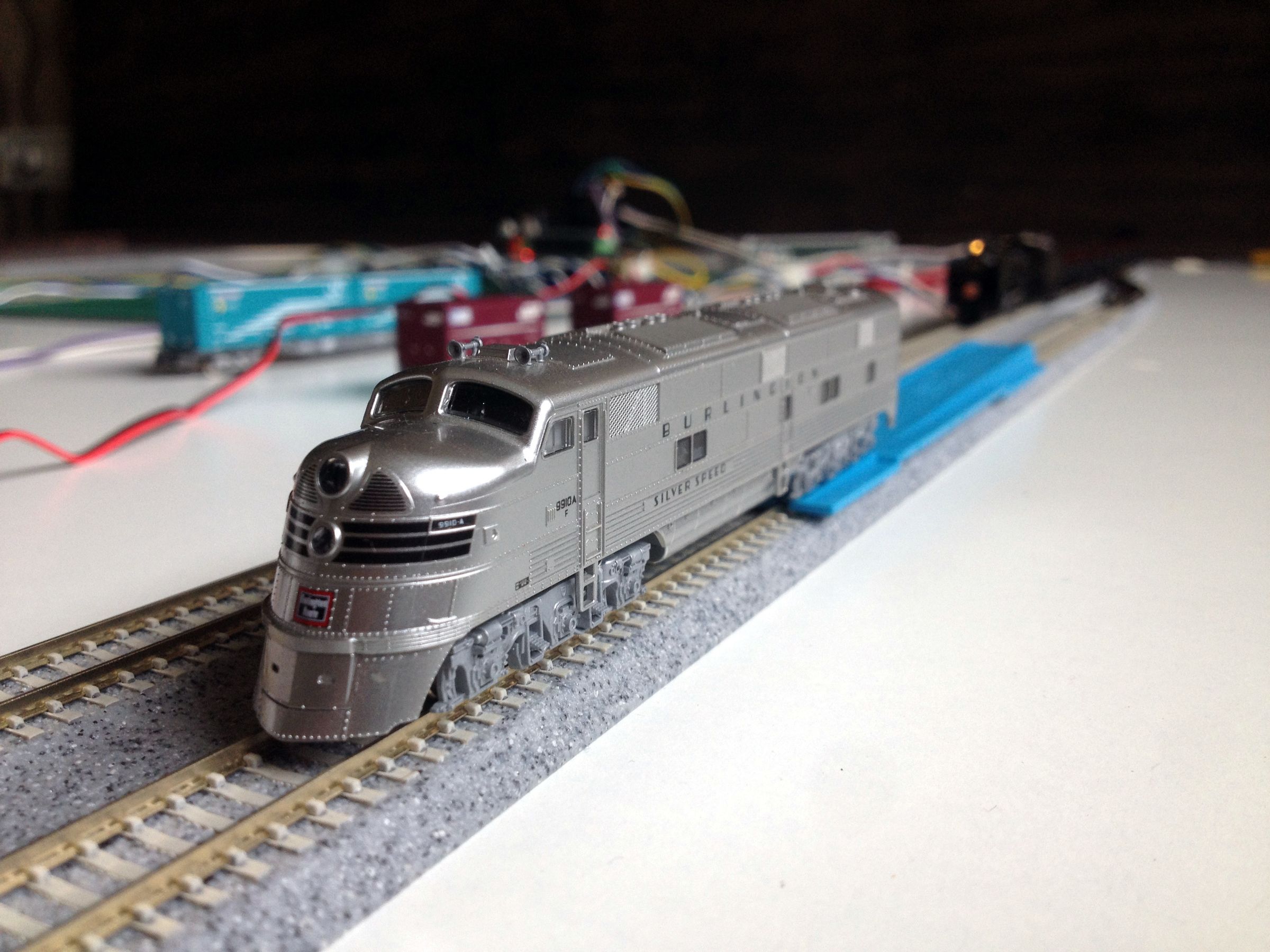 two train automated layout | Model Scenery Tutorials