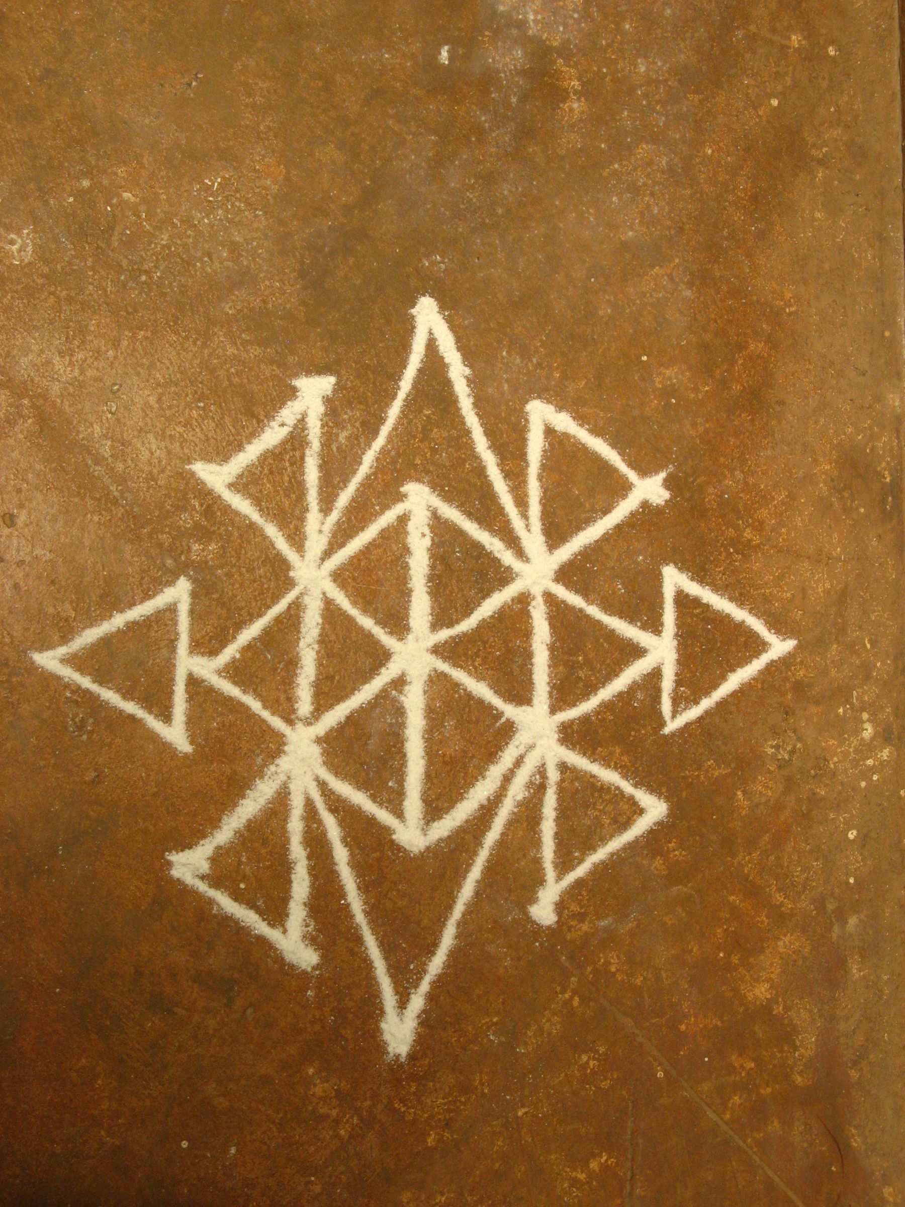 How to Draw a Grid Rangoli by Hand : 6 Steps - Instructables
