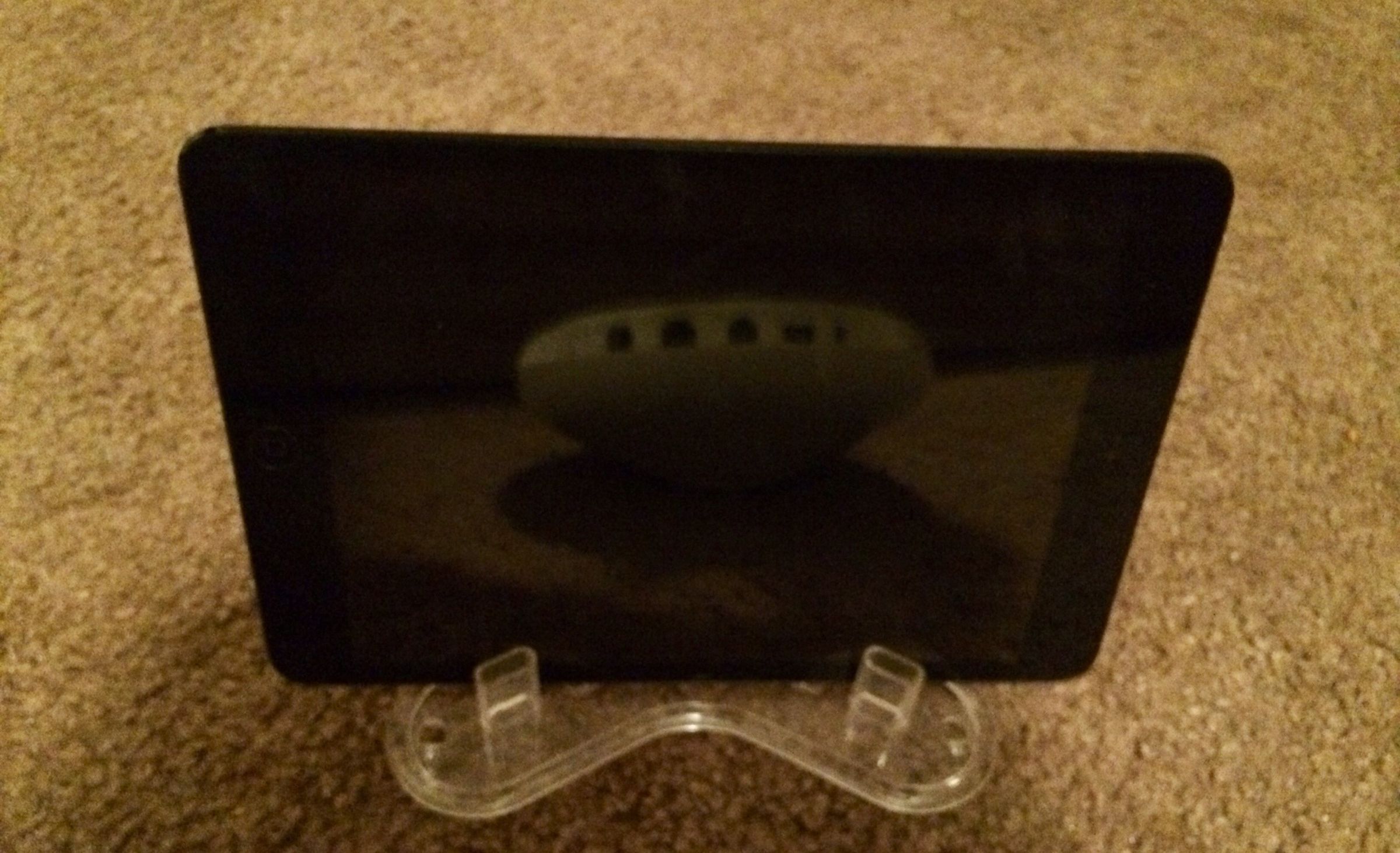 Apple IPad Stand by Apple in 2005 $free$ With Router : 3 Steps ...